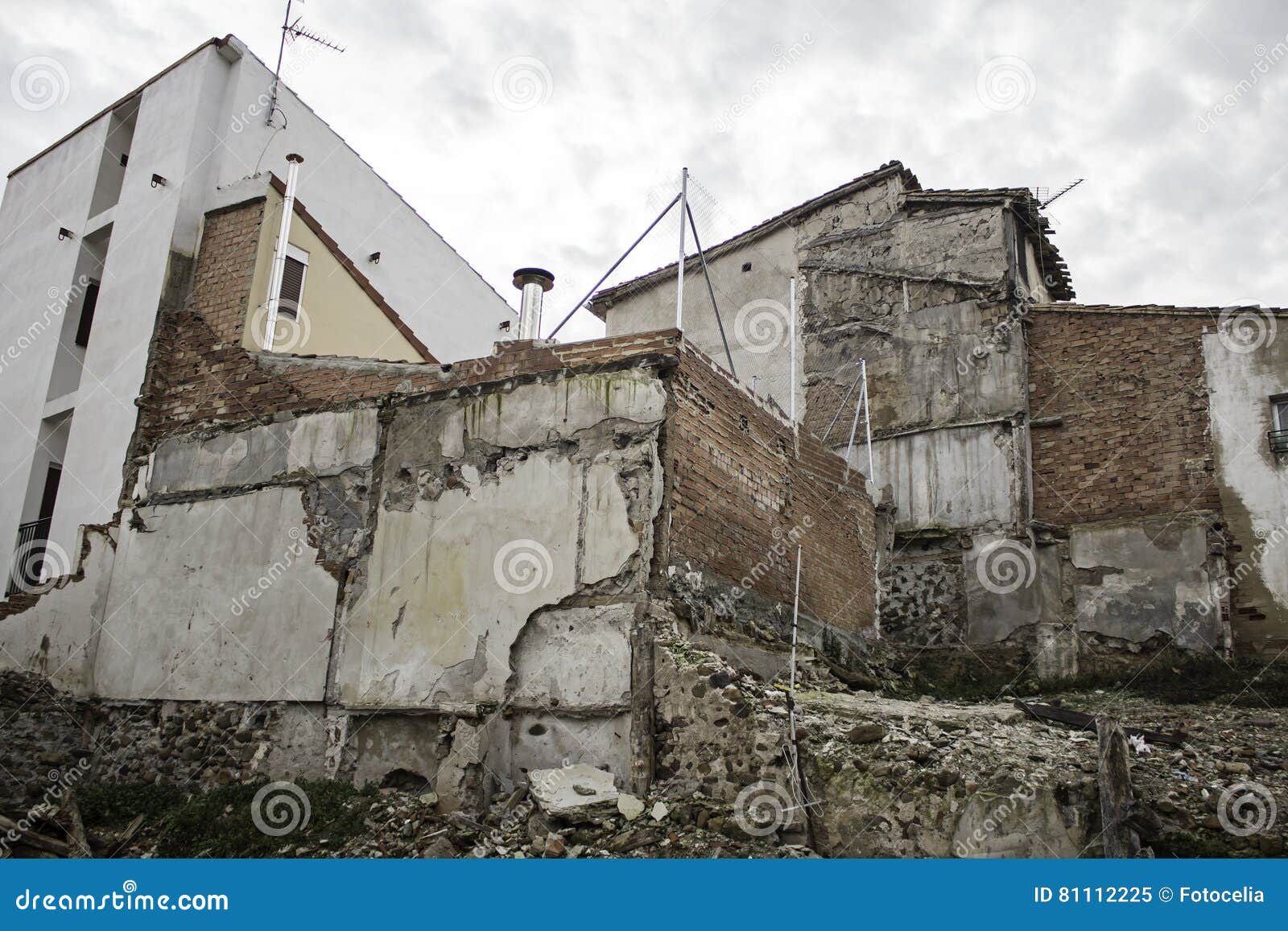 Wall destroyed wall stock image. Image of architecture - 81112225