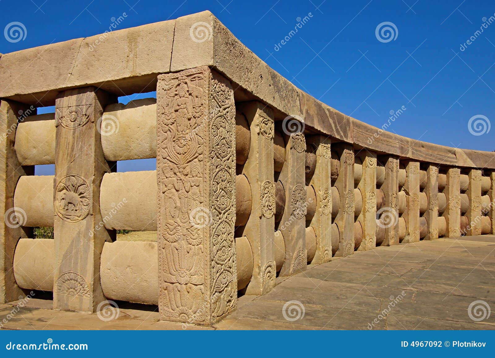 Wall Encircles the Great Stupa. Stock Photo - Image of ruin, structure ...