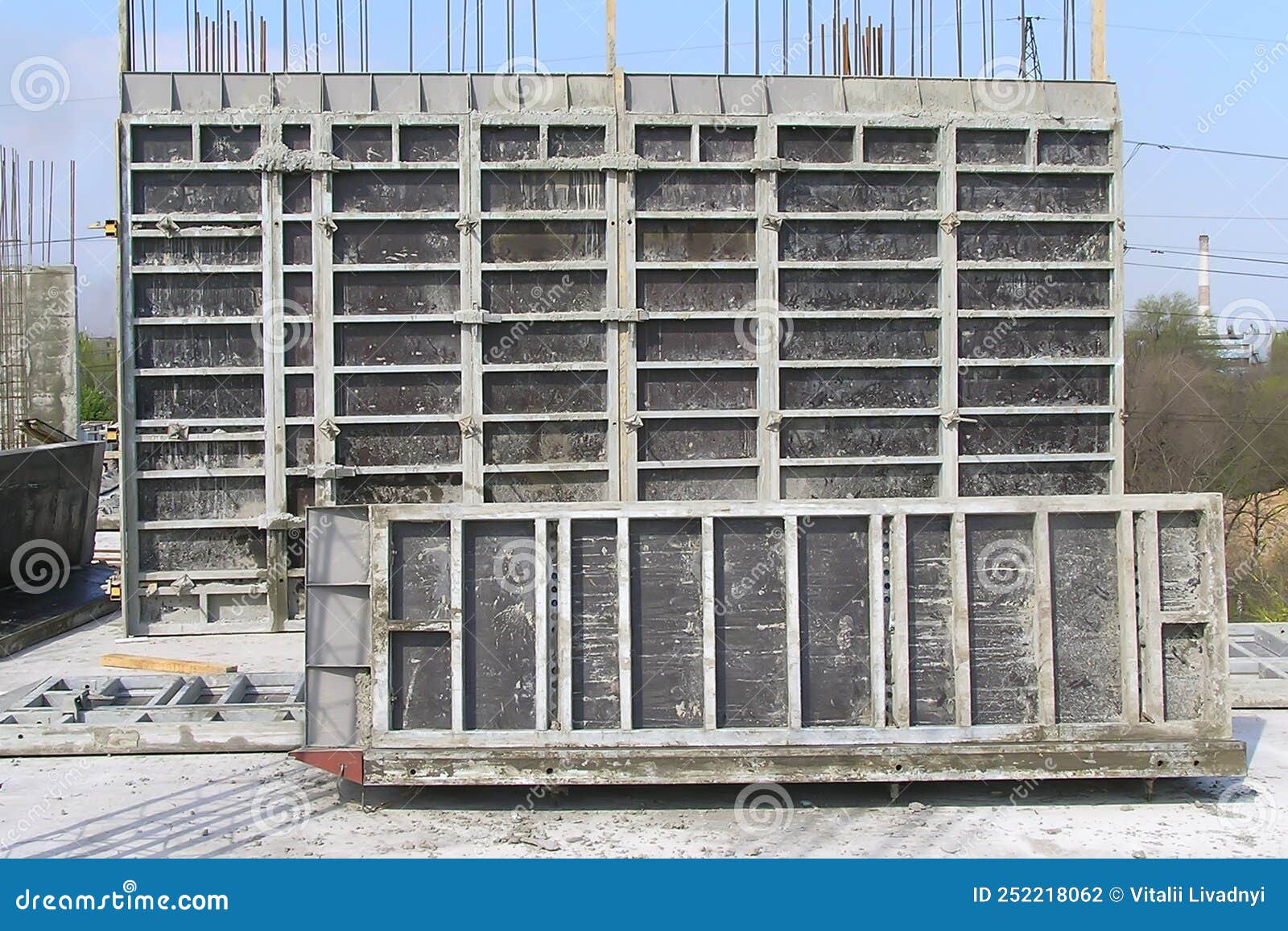 Wall formwork stock photo. Image of site, formwork, structure - 252218062