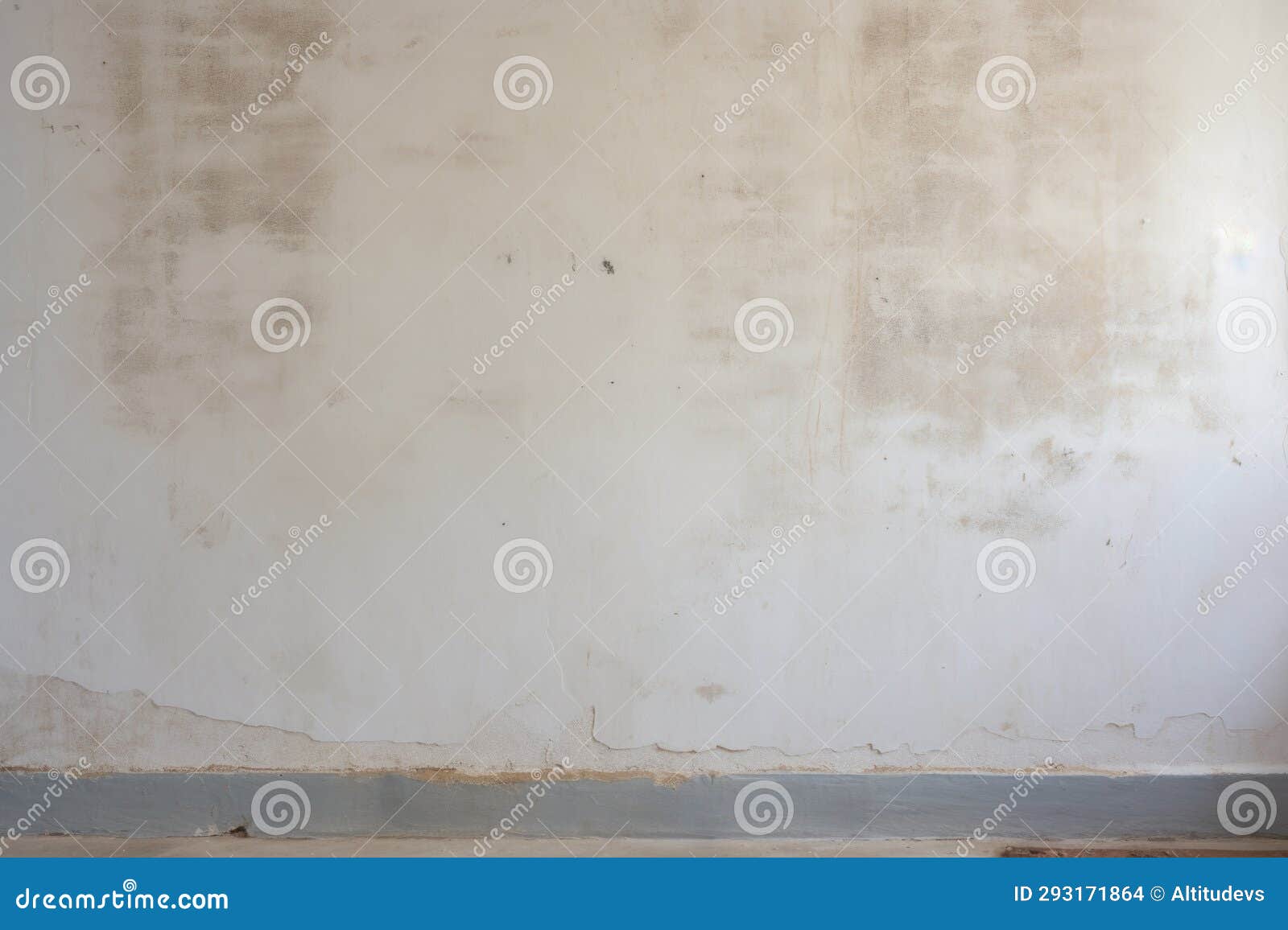 Wall Freshly Repaired with Plaster and Still Unpainted Stock Photo ...