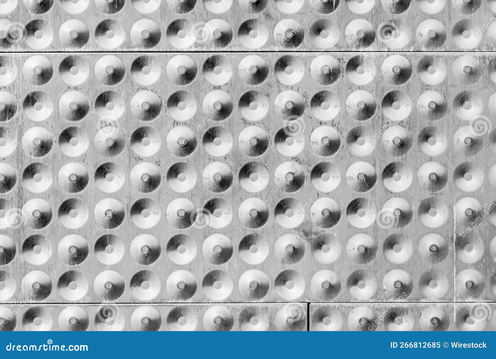 Wall with Geometric Circle Cone Shaped Patterns, Perfect for ...