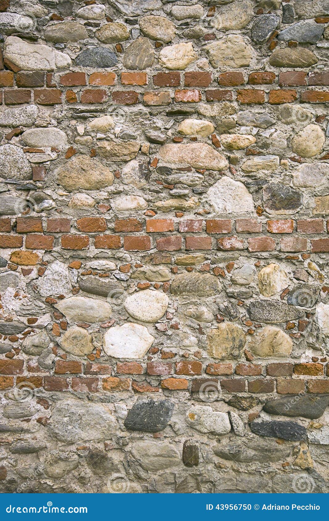 Brick With Stone Detailing