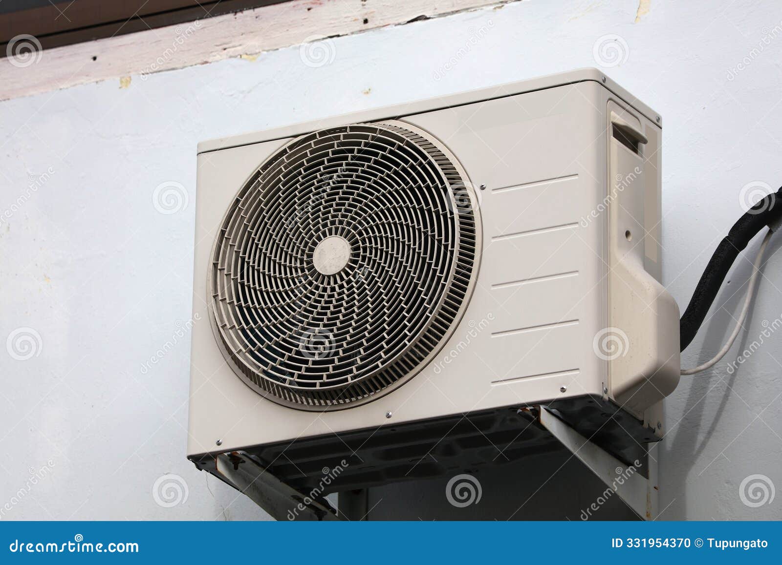 Wall Mounted Industrial Electrical Power Socket And Fuse Box With Plugs ...