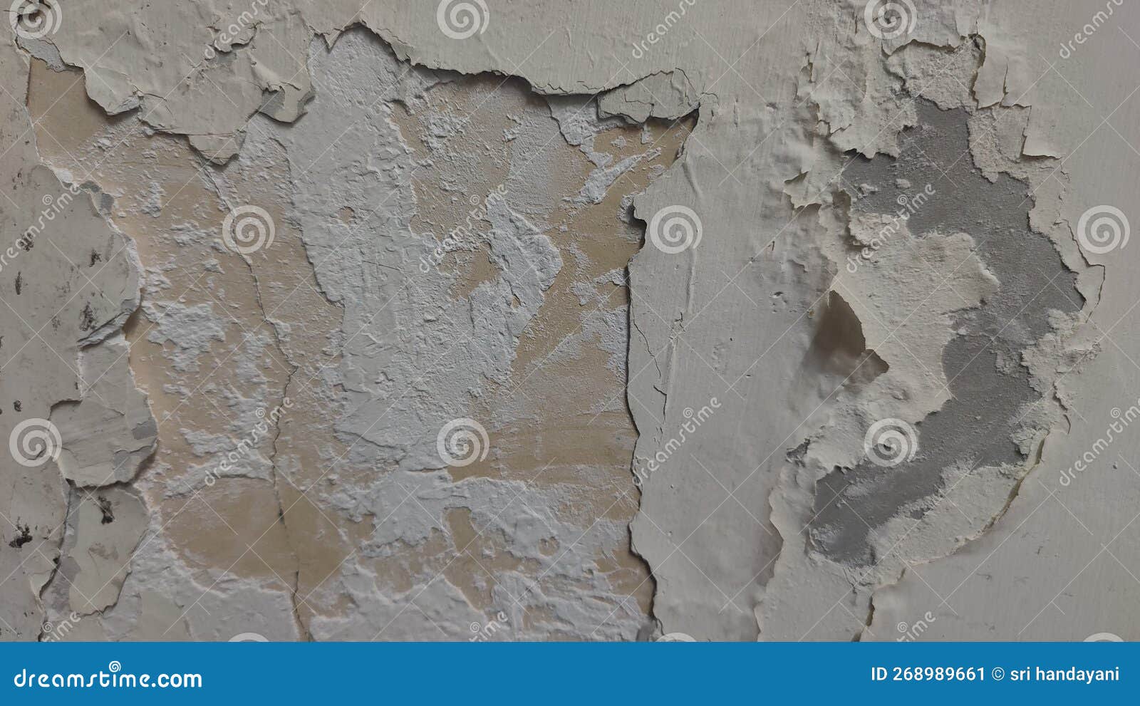 The Wall Paint is Damaged and Peeling Stock Image - Image of wall ...
