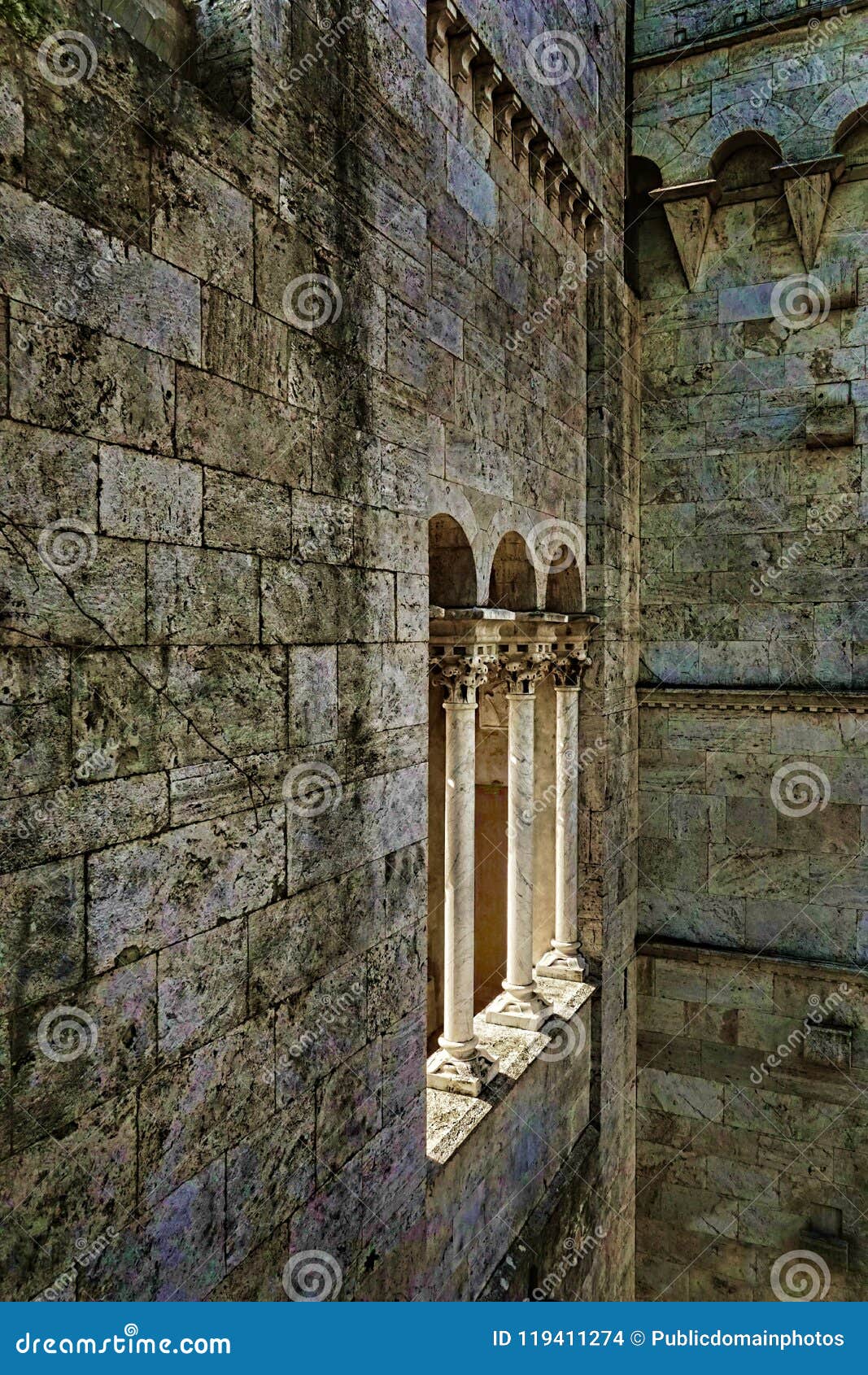 Wall, Ruins, Stone Wall, Medieval Architecture Picture. Image: 119411274