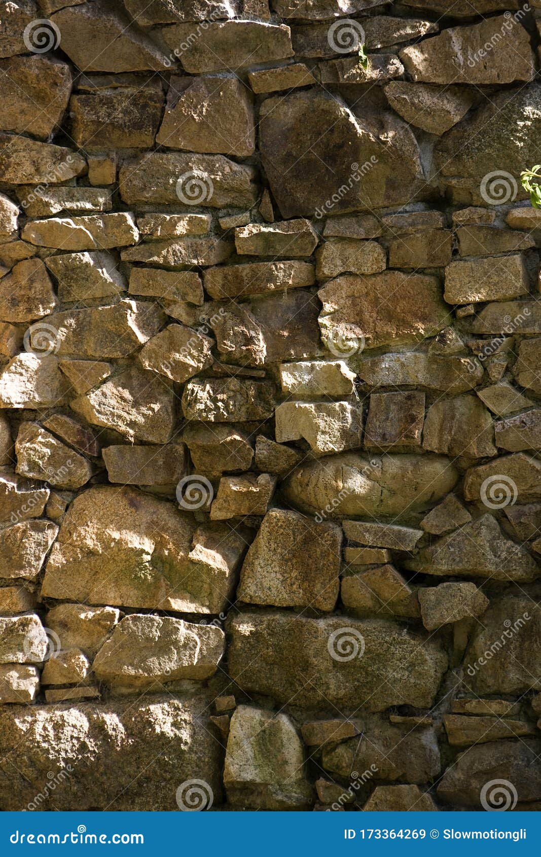 MUR stock image. Image of outdoor, house, outdoors, stone - 173364269