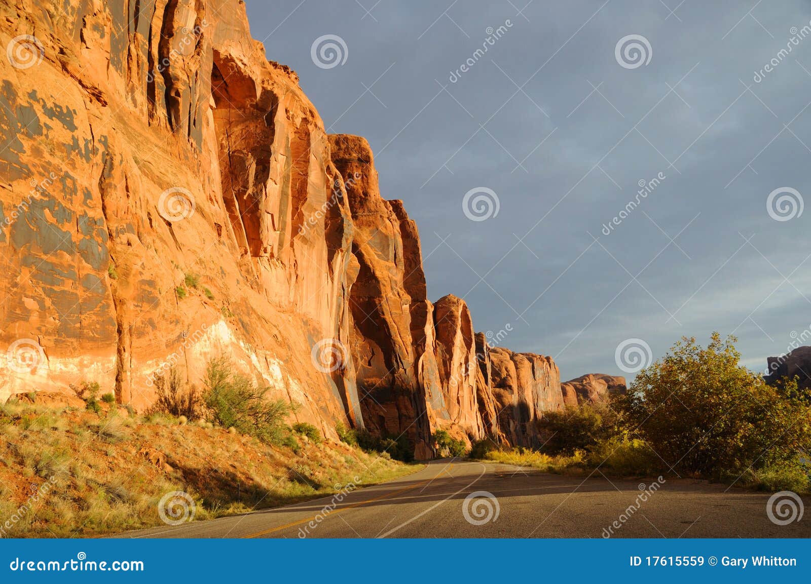Wall Street Cliff Near Moab Stock Image - Image of road, utah: 17615559