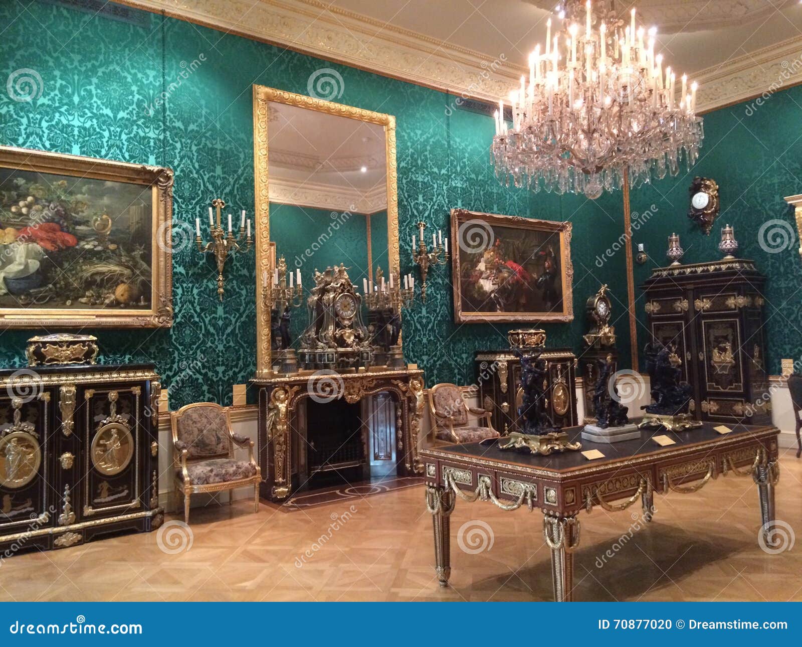 Wallace Collection Interior Editorial Image - Image of collection ...