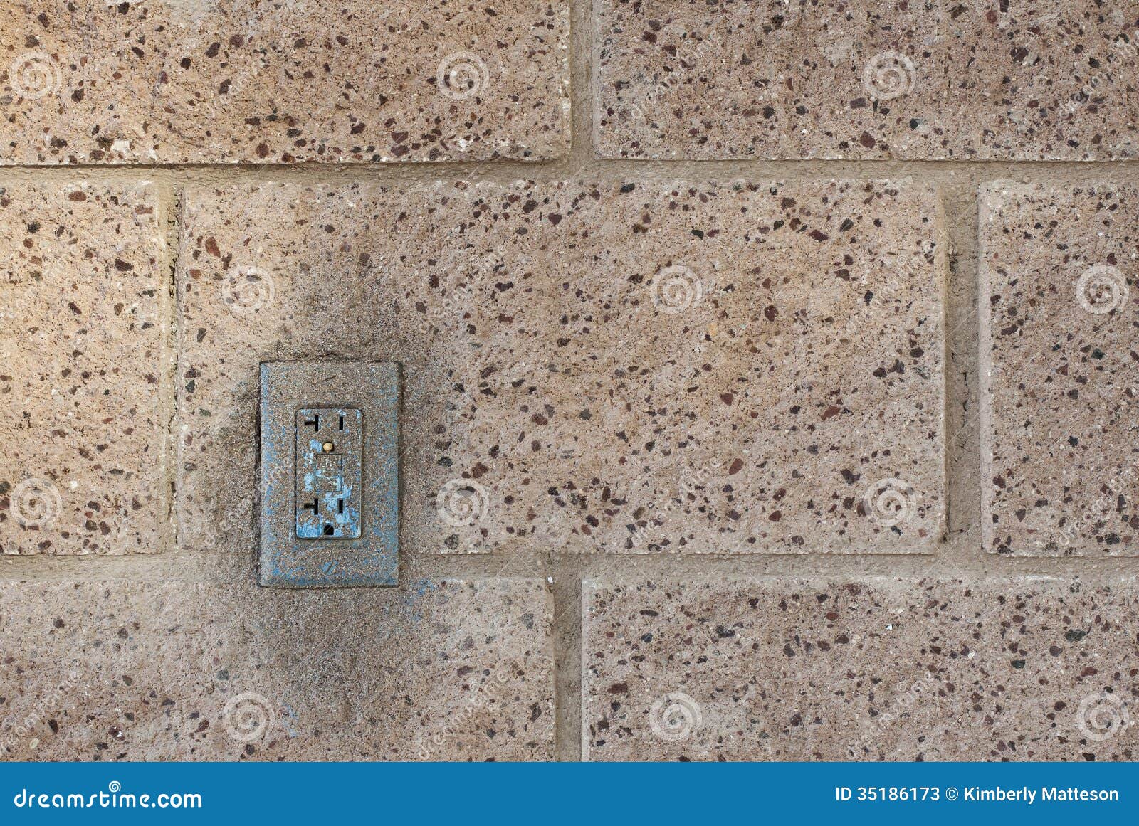 Walloutlet stock image. Image of outlet, wall, electricity - 35186173