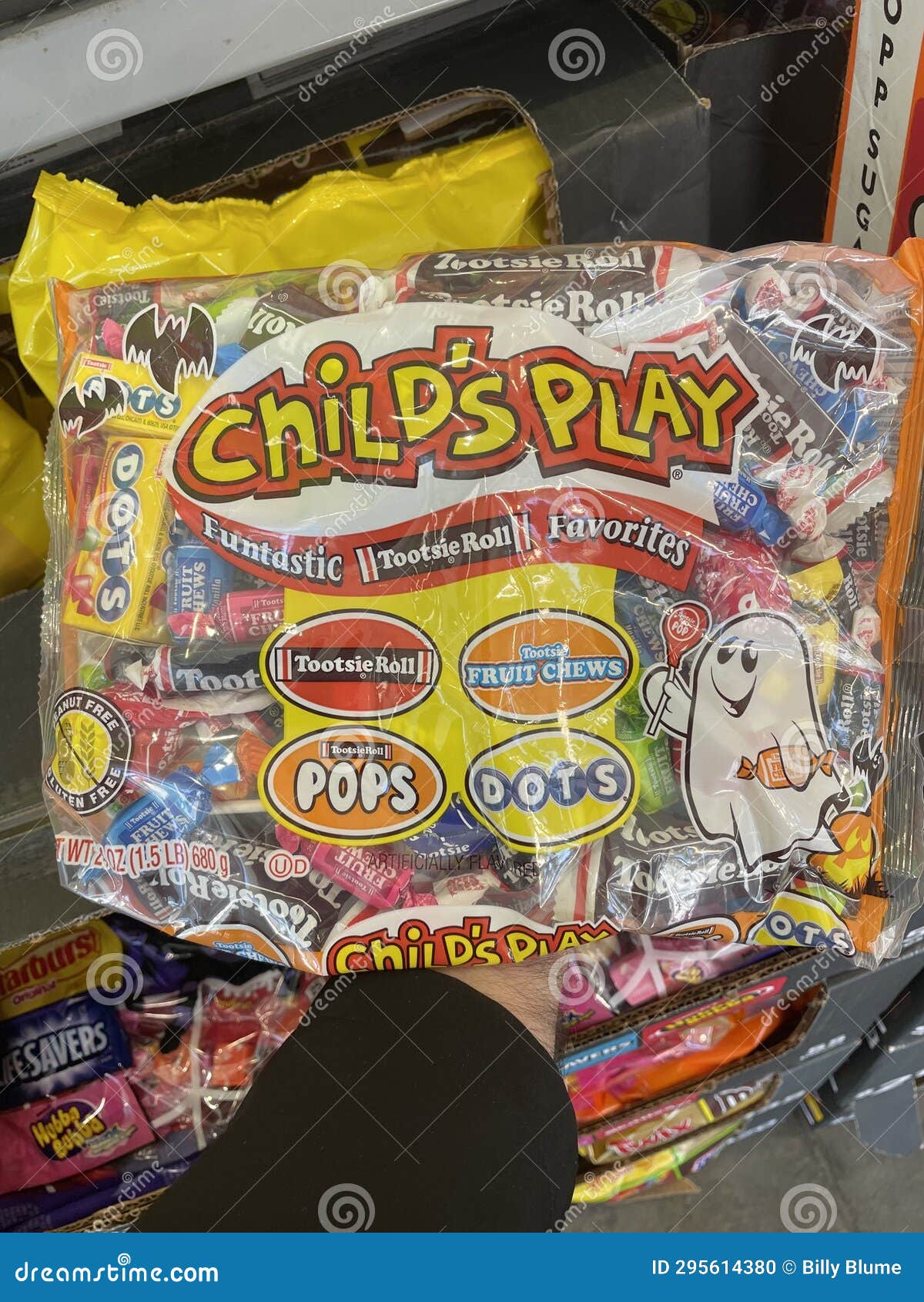 Walmart Grocery Store Halloween Candy Childs Play Editorial Image ...