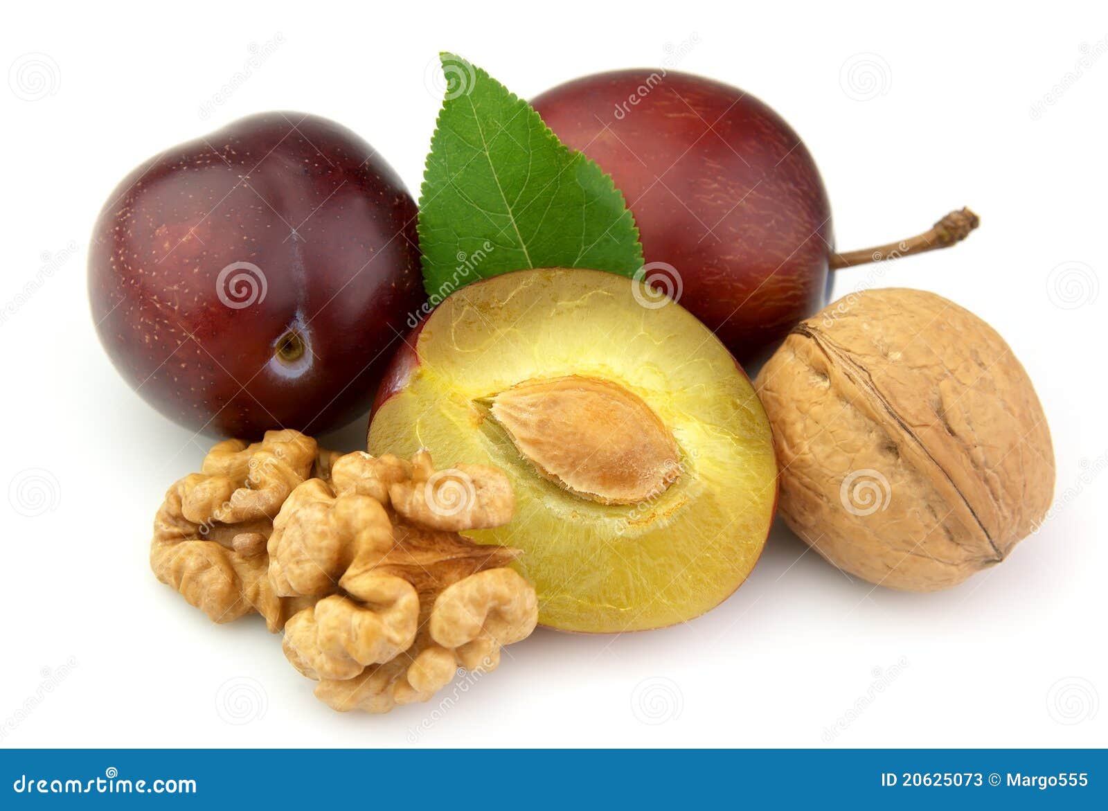 Walnuts and plums stock image. Image of eating, leafs - 20625073