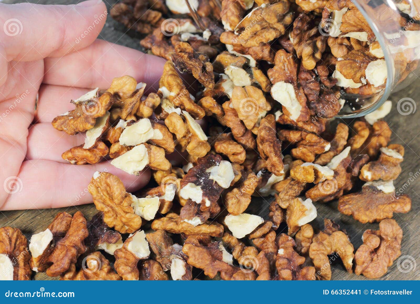 Walnuts Vitamins for the Brain Stock Image - Image of diet, nuts: 66352441