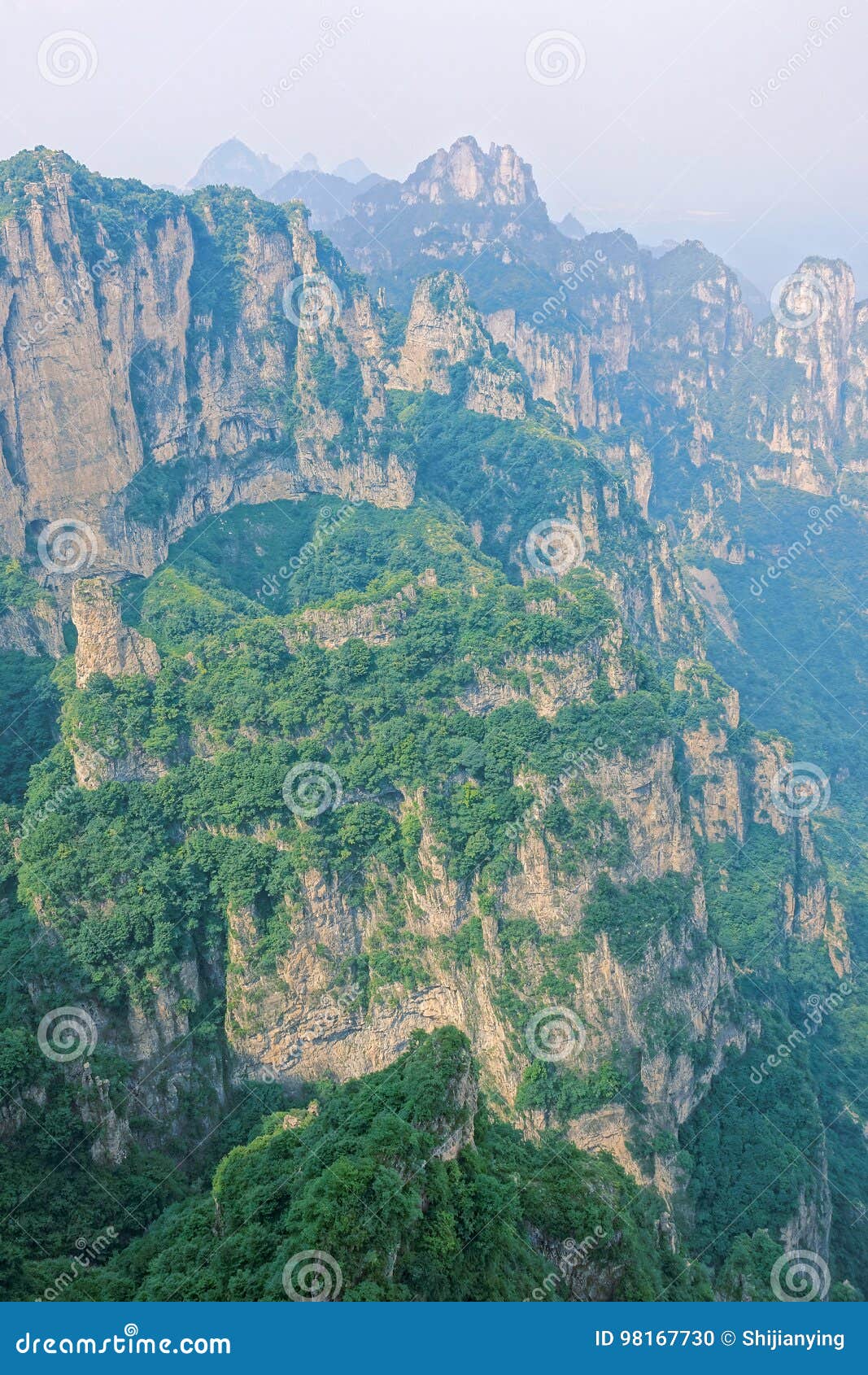 Wang Mangling stock photo. Image of mountains, mist, cliff - 98167730