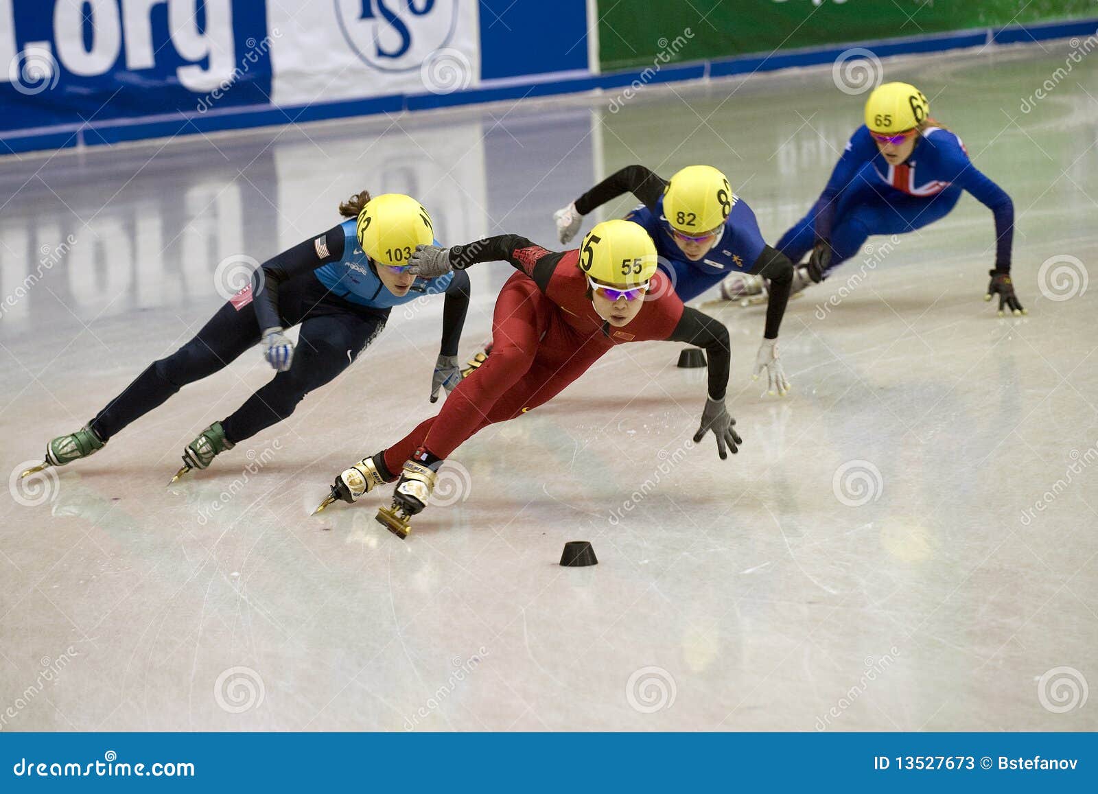 Wang Meng editorial stock photo. Image of indoors, action - 13527673