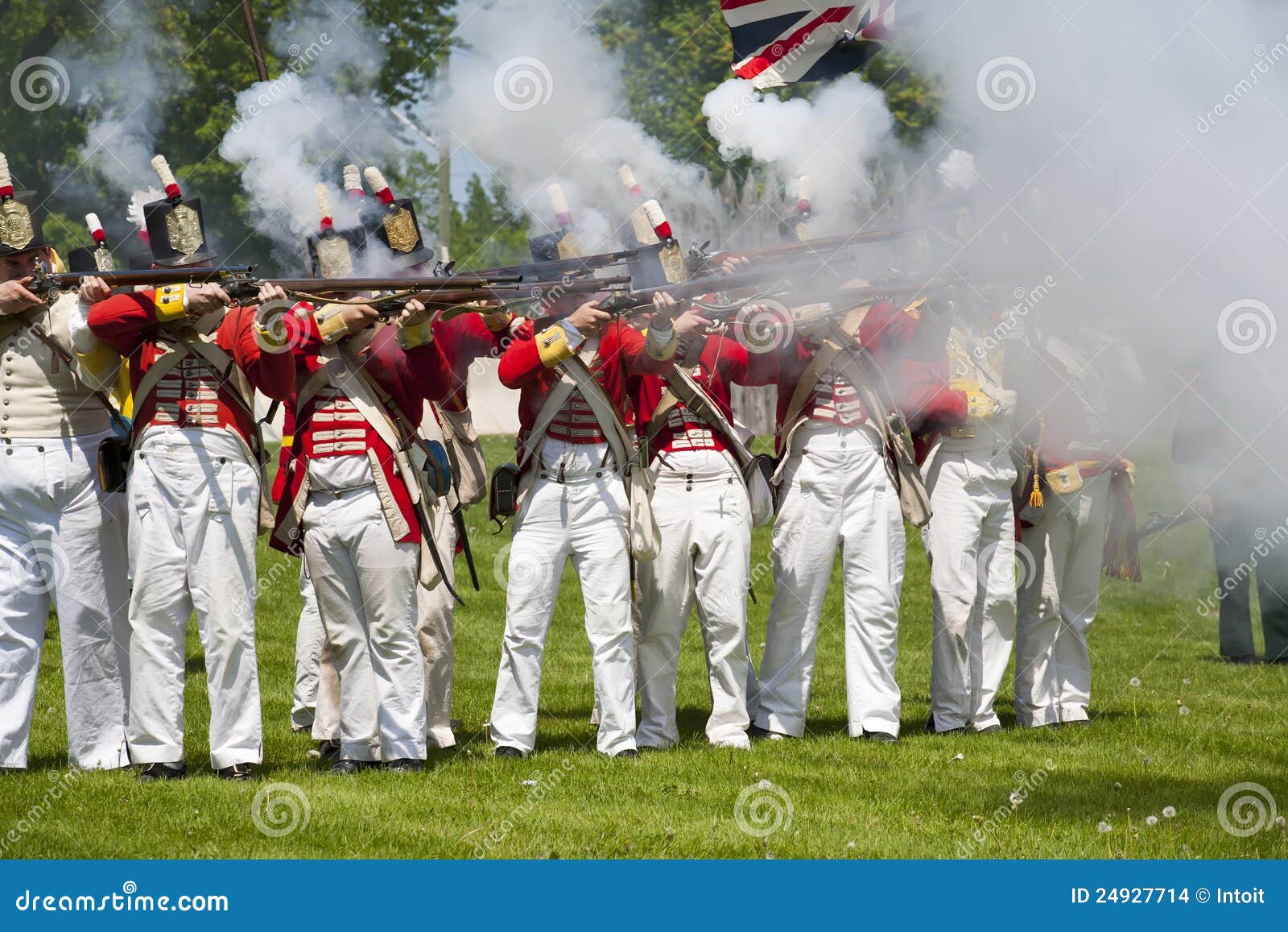 War of 1812 Reenactment editorial stock image. Image of firing - 24927714