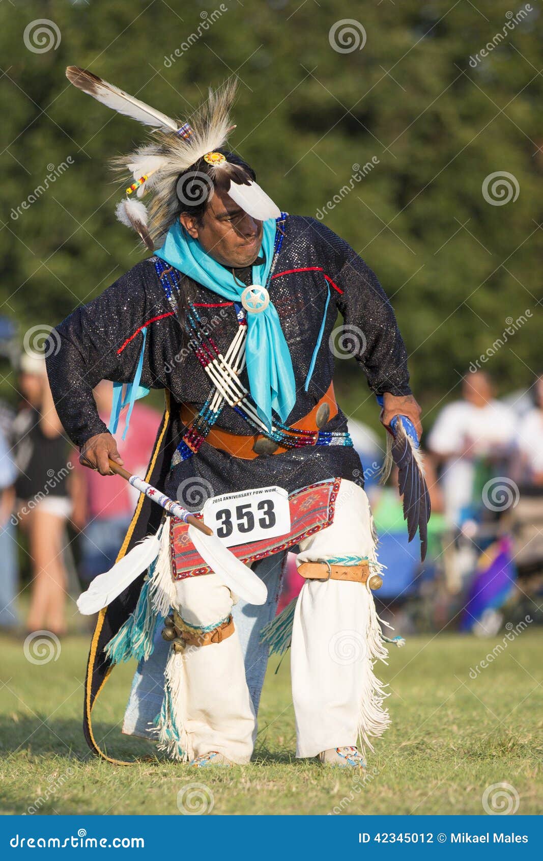 War Dance editorial photography. Image of tribe, absentee - 42345012