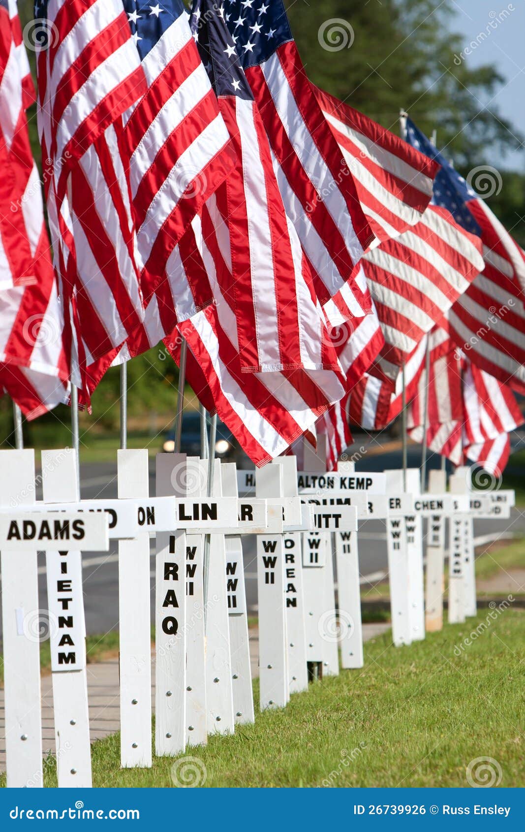 War Dead Honored with Crosses for Memorial Day Editorial Photo - Image ...