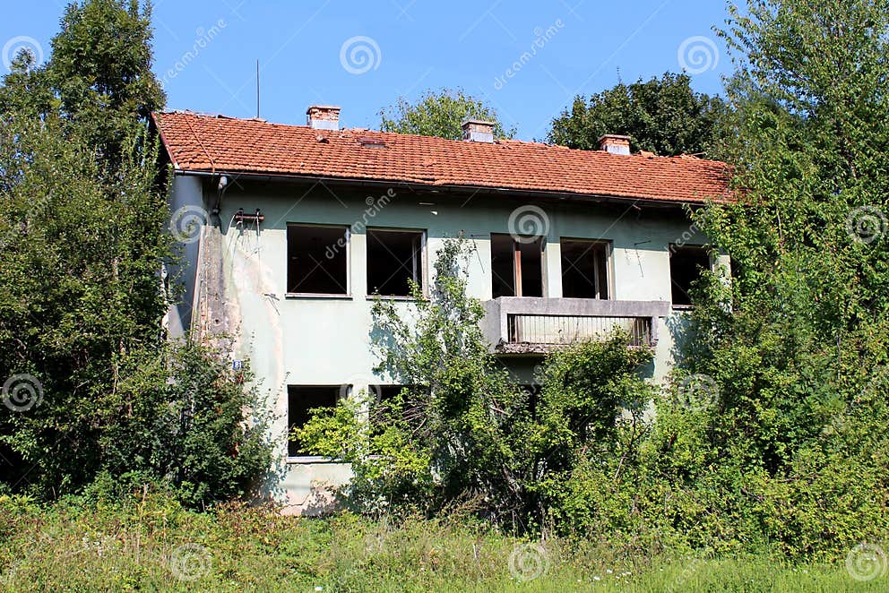 War Destroyed Abandoned Building with Dilapidated Facade and Missing ...