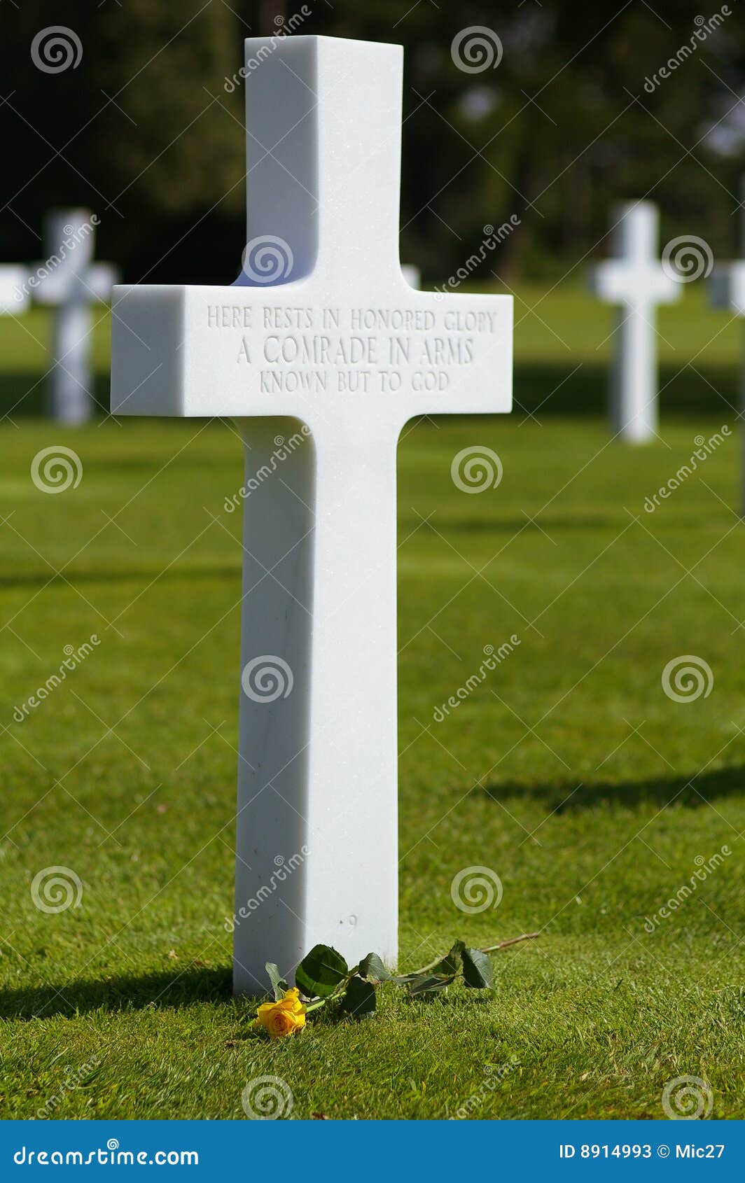 War memorial cross stock image. Image of heroic, honor - 8914993