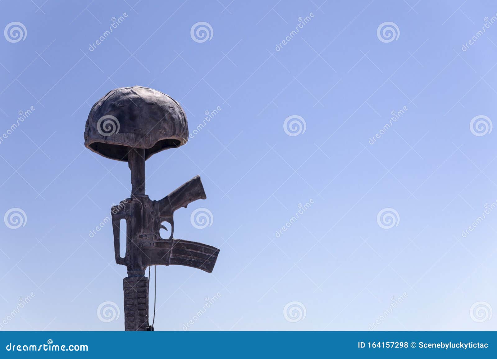 War Memorial by Day editorial stock photo. Image of military - 164157298