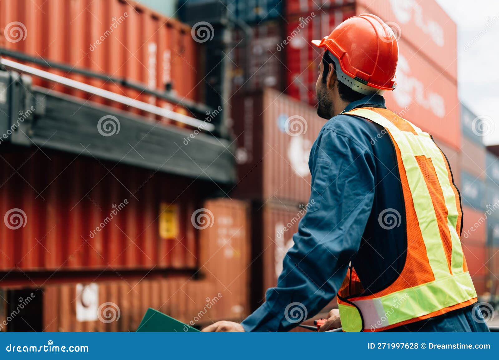 Warehouse Engineer Worker Working at Industrial Container Yard Stock ...