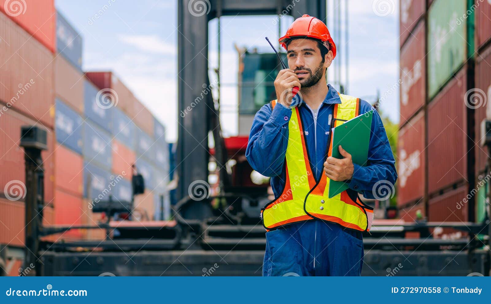 Warehouse Engineer Worker Working at Industrial Container Yard Stock ...