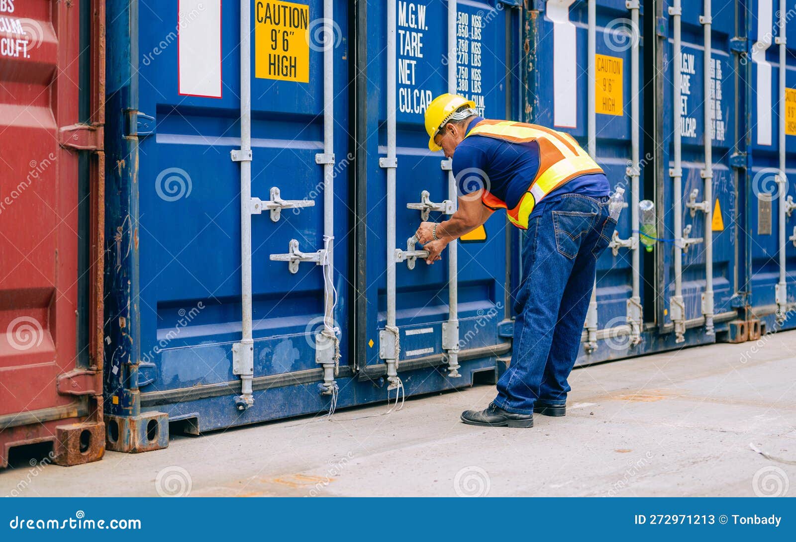 Warehouse Engineer Worker Working at Industrial Container Yard Stock ...