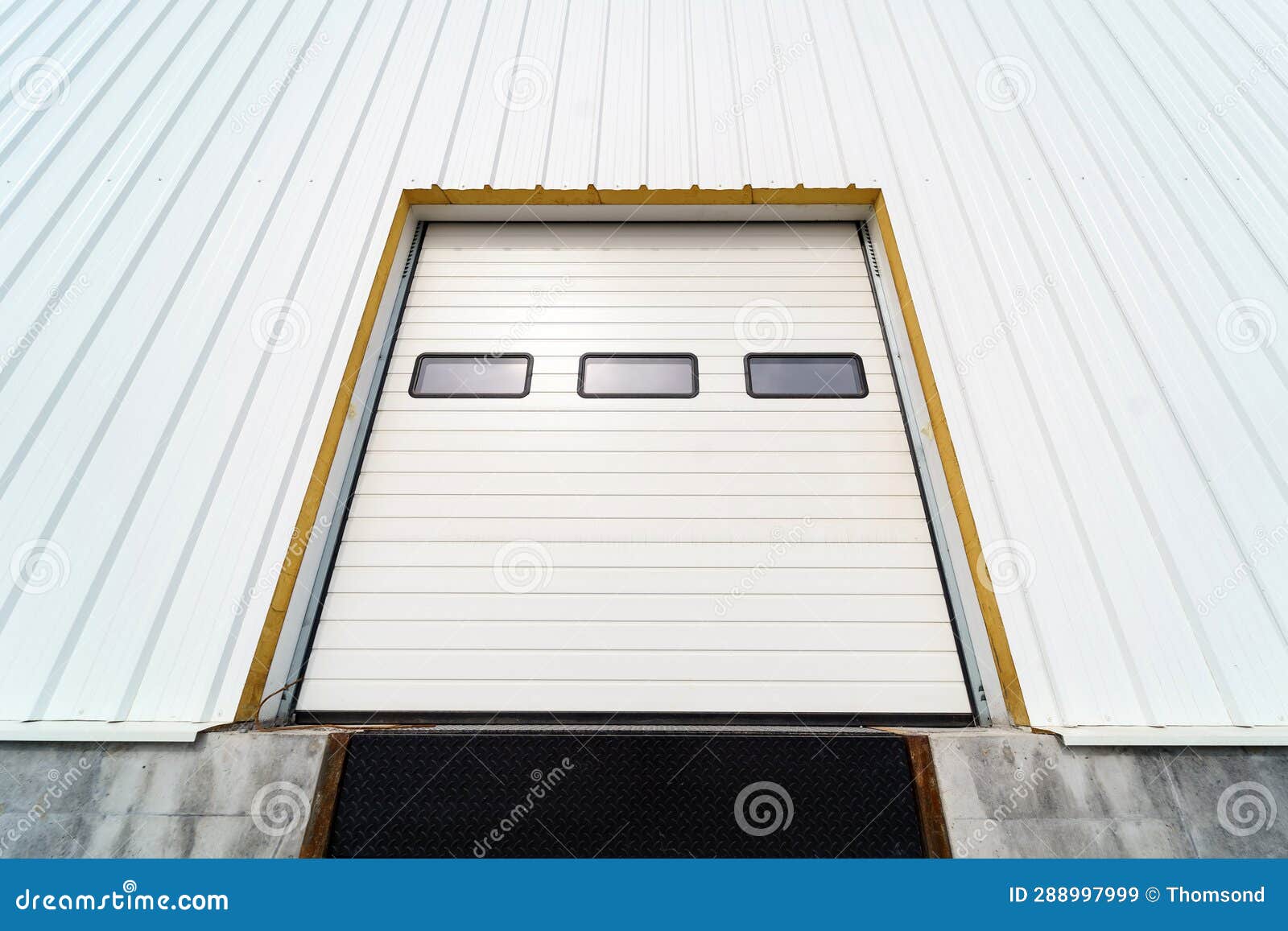 Warehouse Gate in a Distributed Center Stock Image - Image of delivery ...