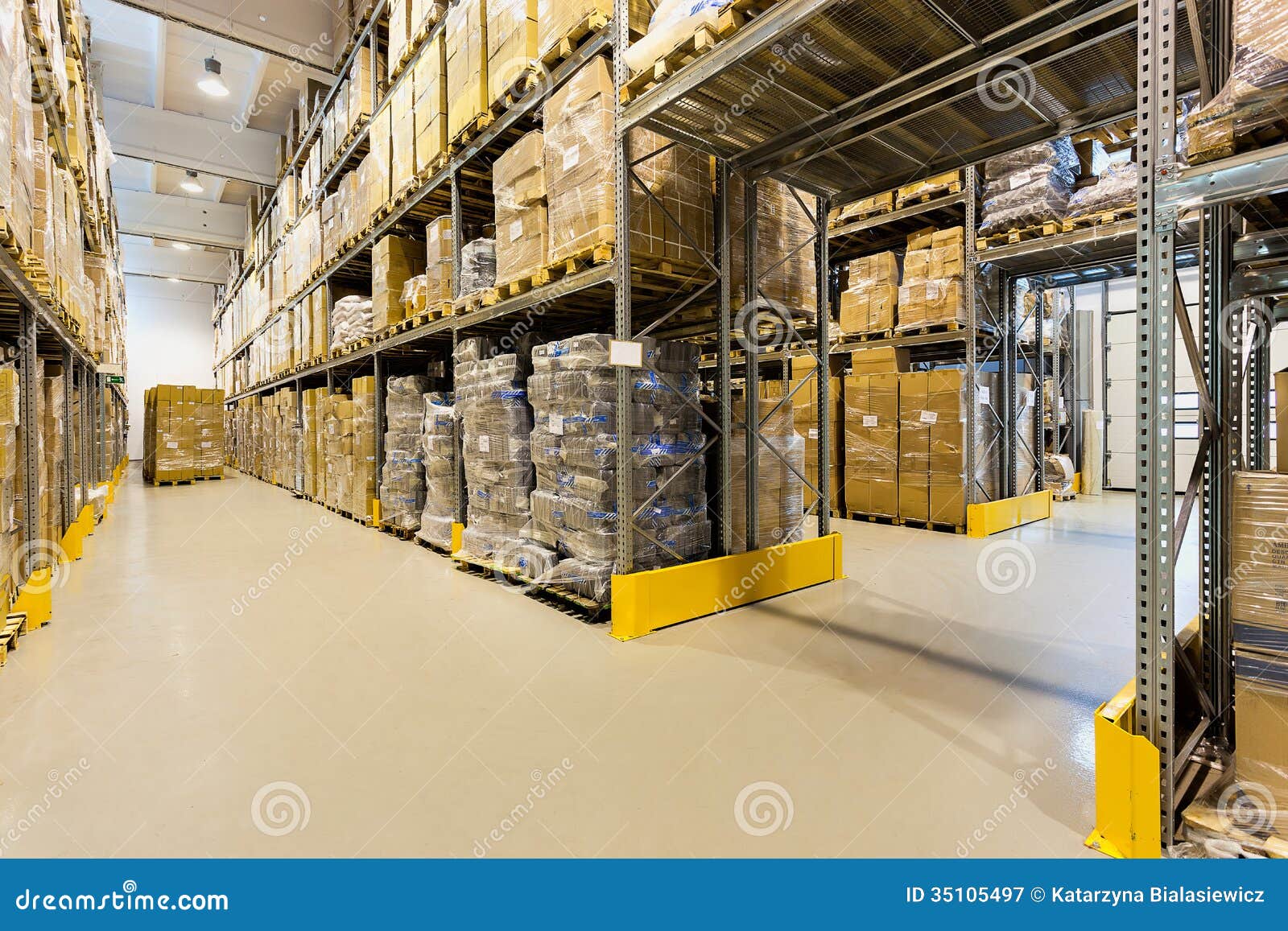 Warehouse interior stock image. Image of merchandise - 35105497