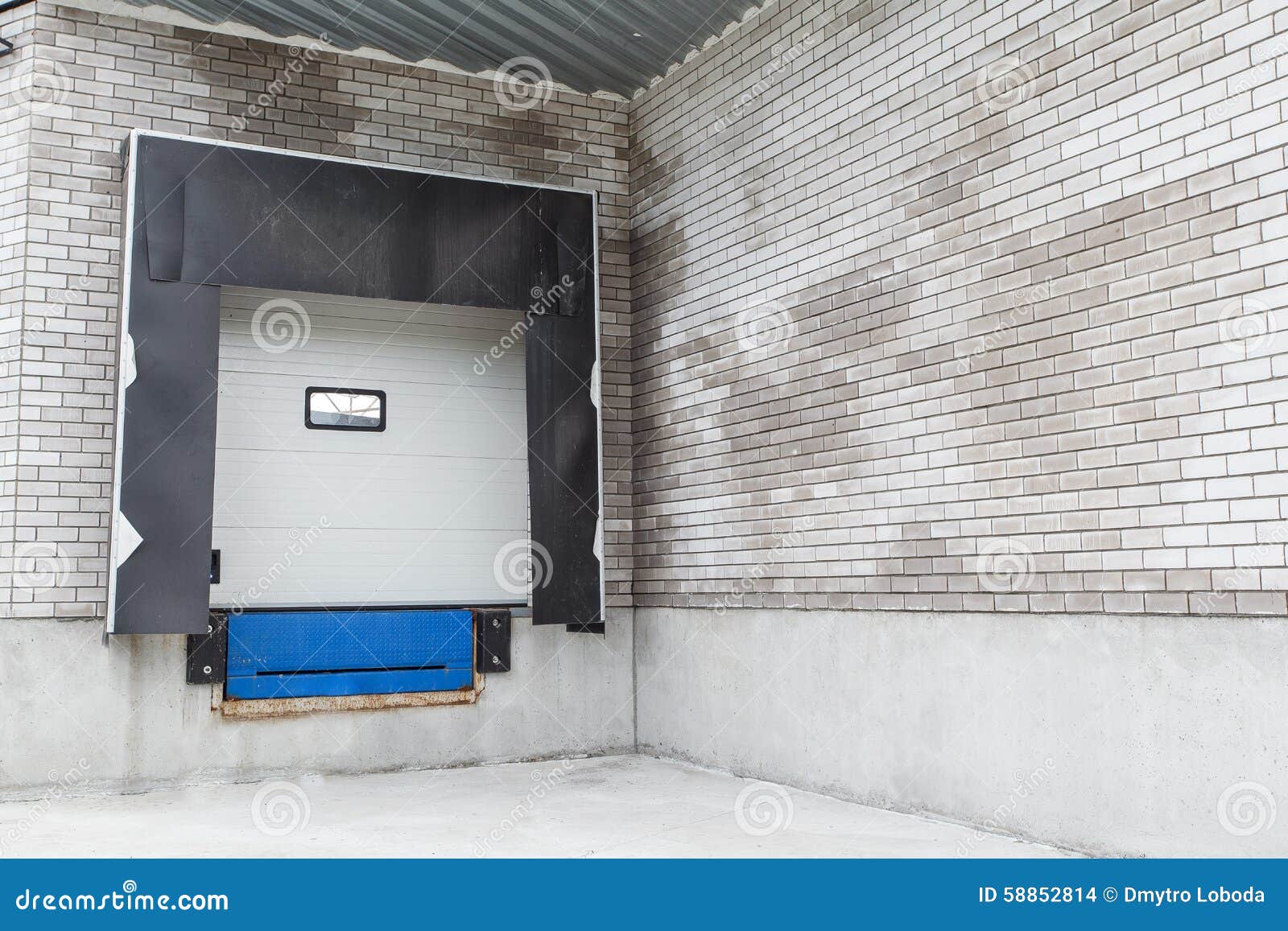 Warehouse ramp stock photo. Image of facility, logistics - 58852814