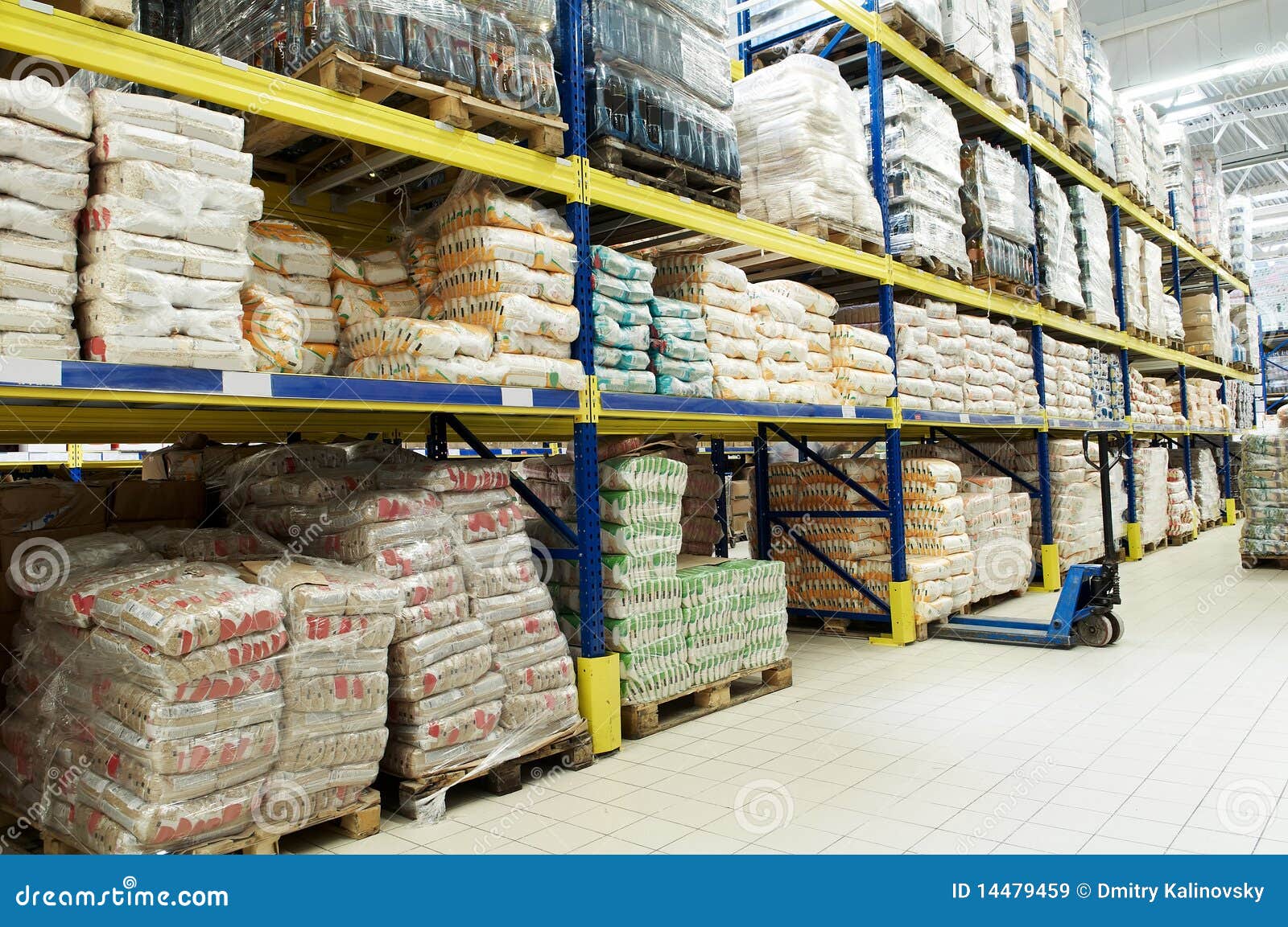 Warehouse Stack Arrangement Royalty Free Stock Images - Image: 14479459