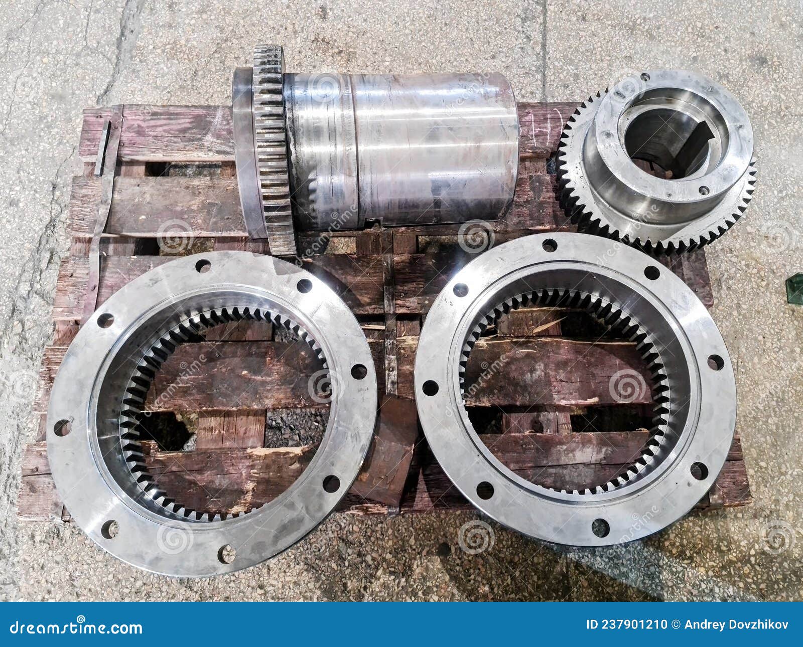 In the Warehouse There are Ready-made Spur and Internal Gears after ...