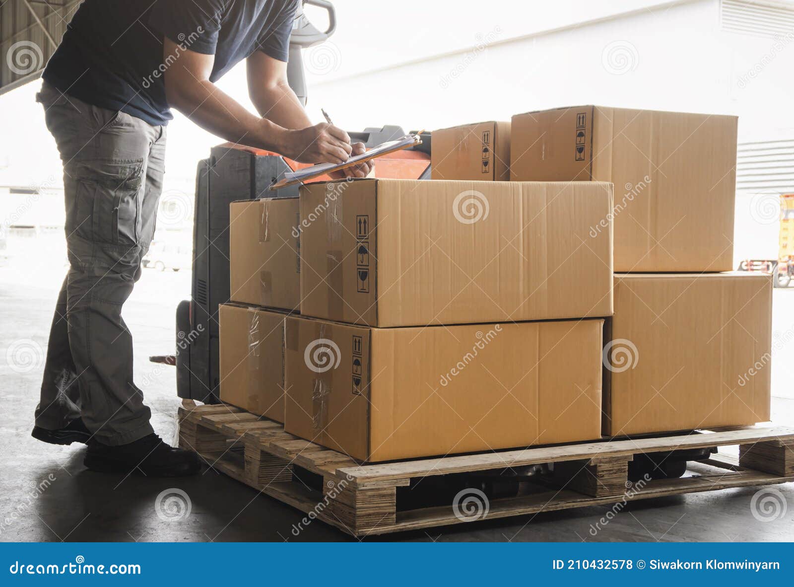 Warehouse Worker Holding Clipboard His Doing Inventory Management Cargo ...