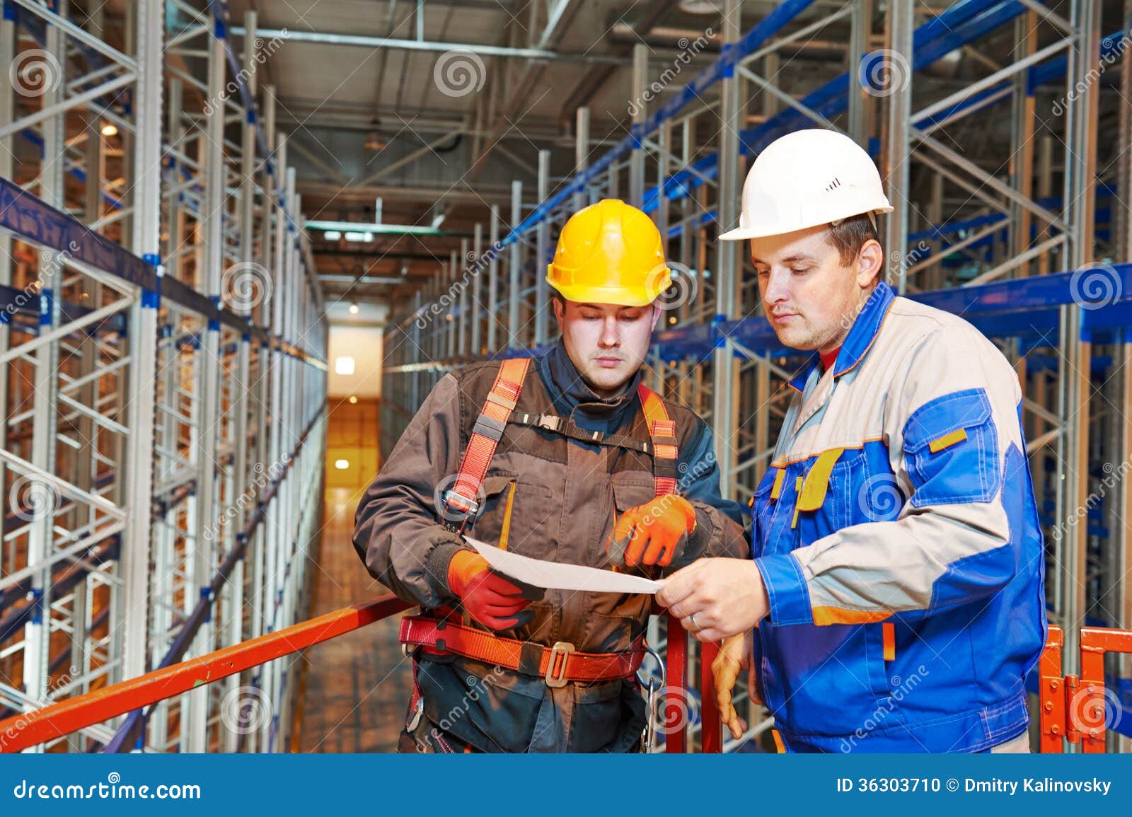 Warehouse Worker in Storehouse Stock Photo - Image of smiling, facility ...
