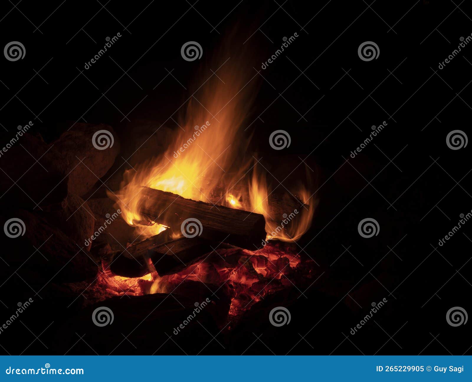 Warm campfire in the dark stock image. Image of coals - 265229905
