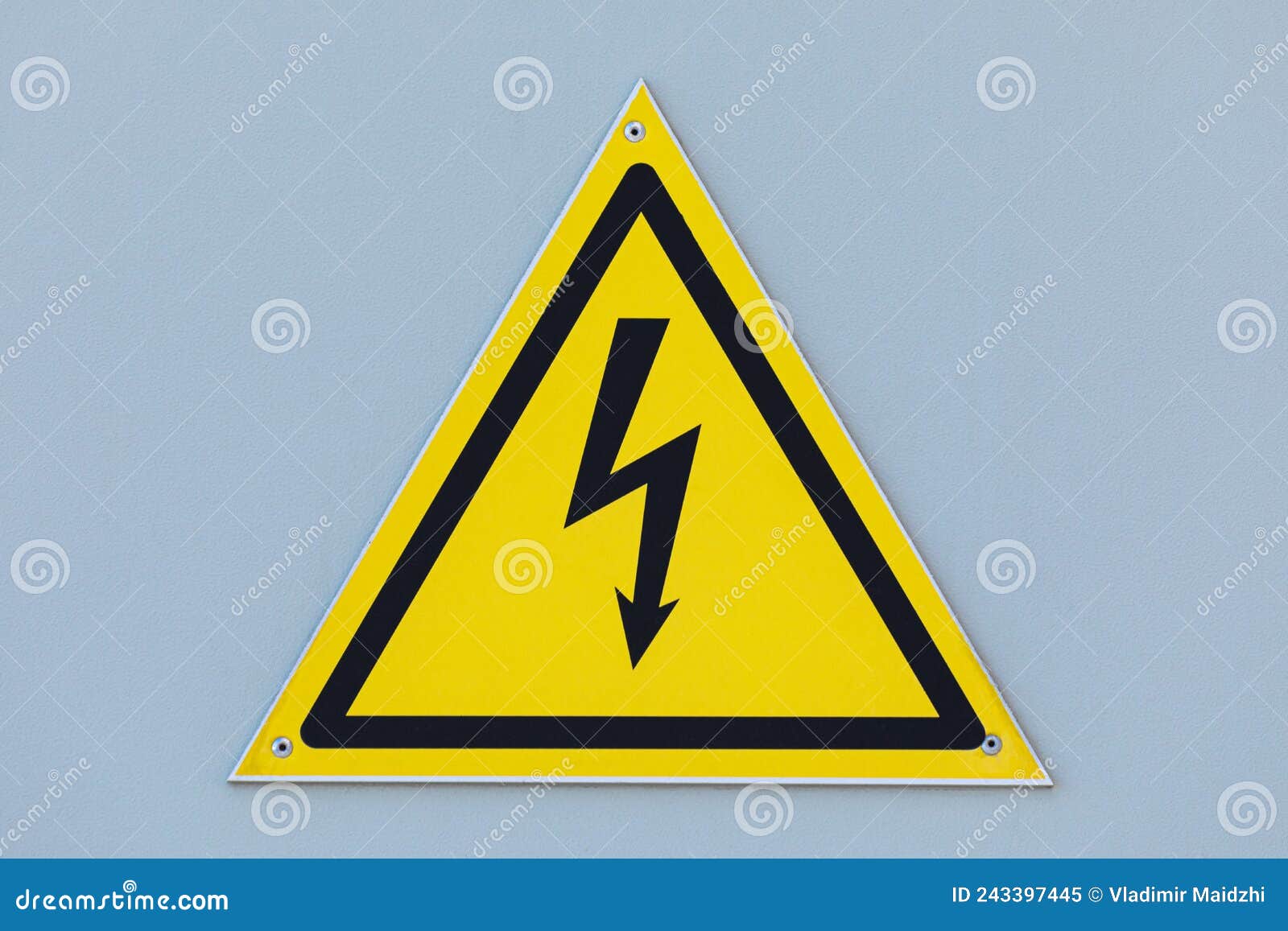 Warning Electrical Triangle Sign or Table on Yellow Background Stock ...