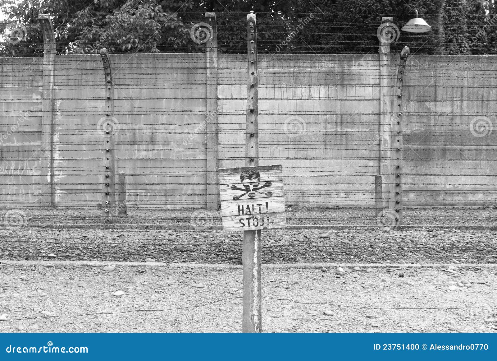 Warning sign at Auschwitz editorial image. Image of funeral - 23751400
