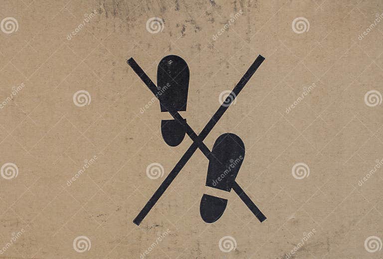 Warning Sign on the Cardboard Packaging Stock Illustration ...