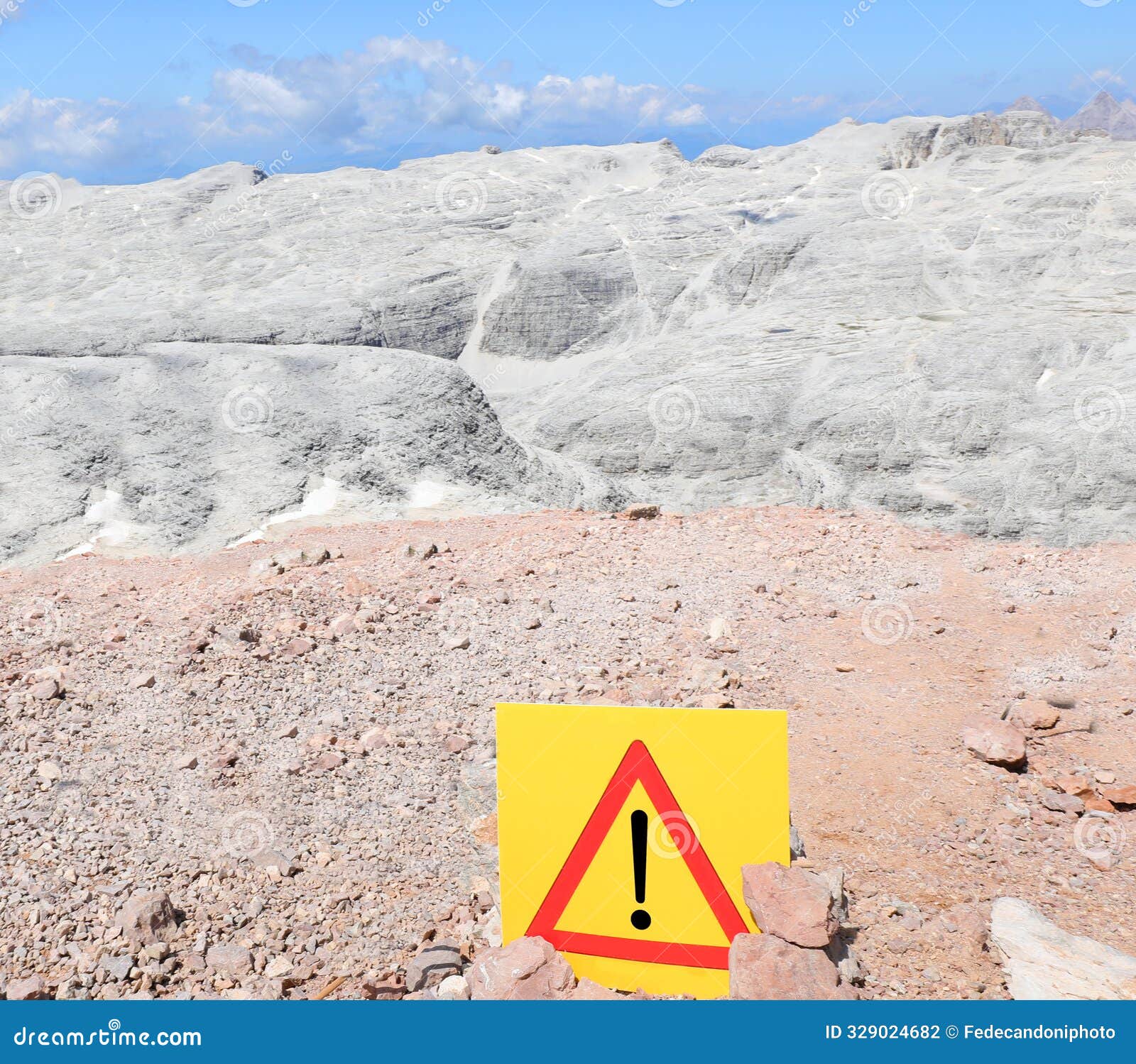 The Dangerous The Gap Cliff In Western Australia Near Albany And ...