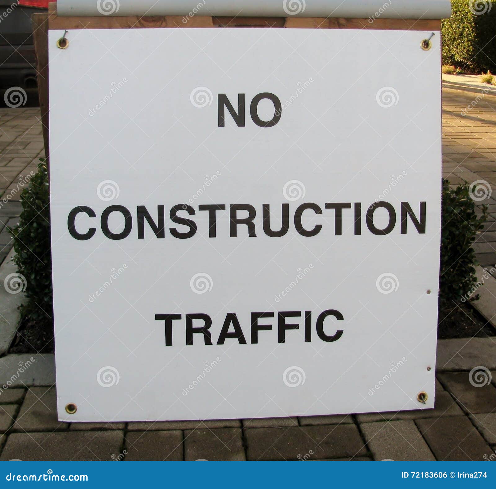 Warning Sign: No Construction Traffic Stock Photo - Image of ...