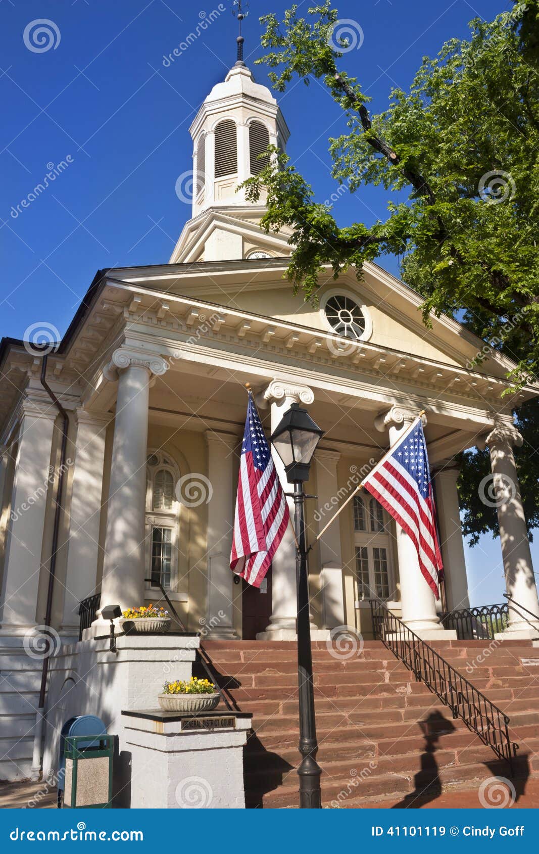 Warrenton Courthouse in Warrenton, Virginia Stock Image - Image of ... Warrenton Courthouse in Warrenton, Virginia Stock Image - Image of ...