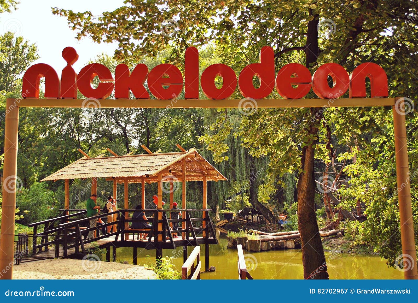 Warsaw zoo editorial photography. Image of adult, creature - 82702967