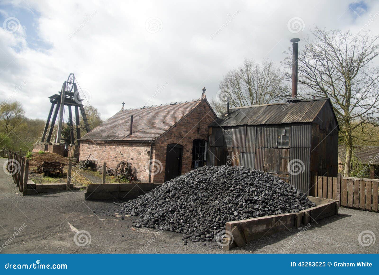 Victorian Coal Mine stock image. Image of knights, jousting - 43283025