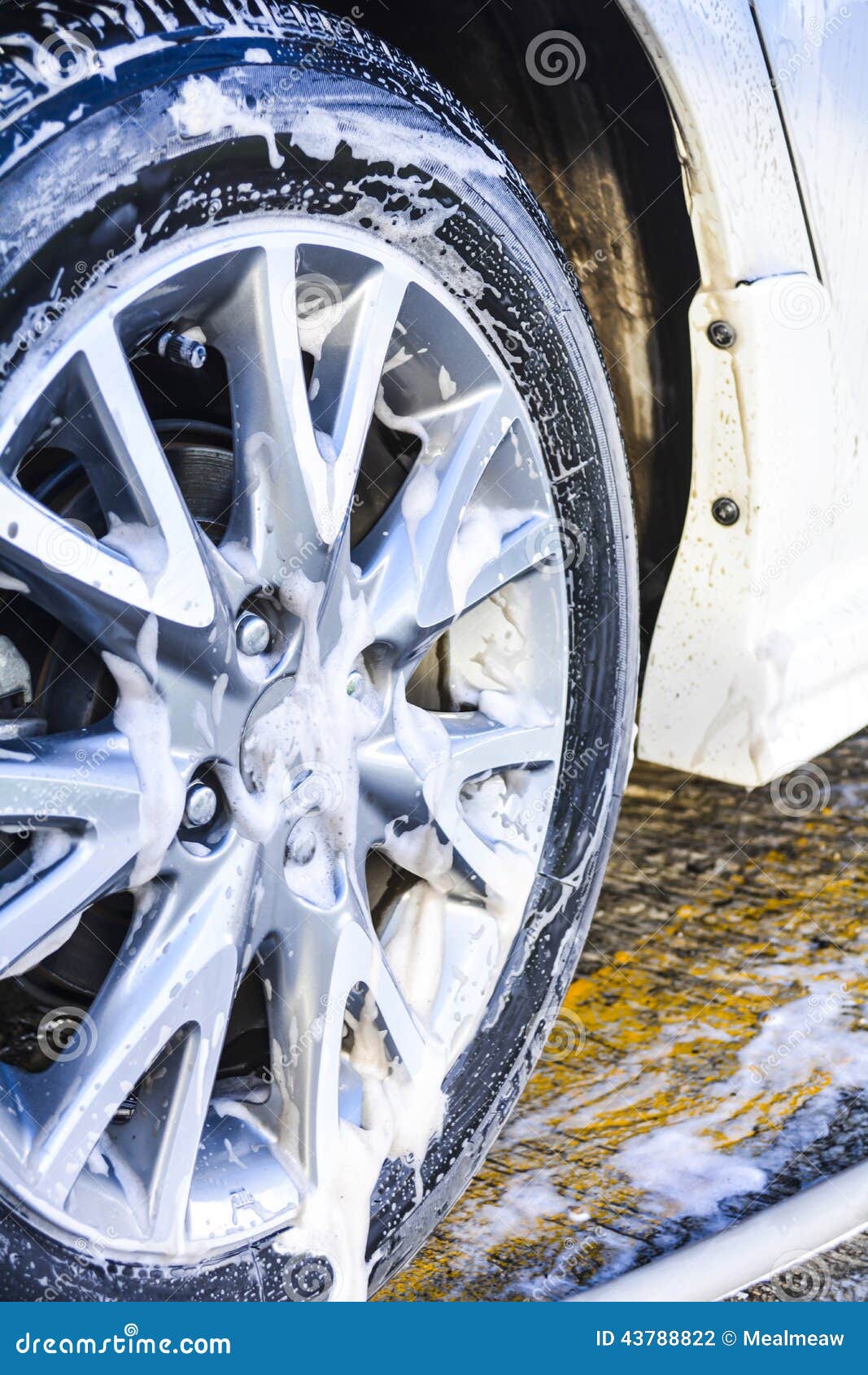 Wash car wheels shine stock photo. Image of service, reflection - 43788822