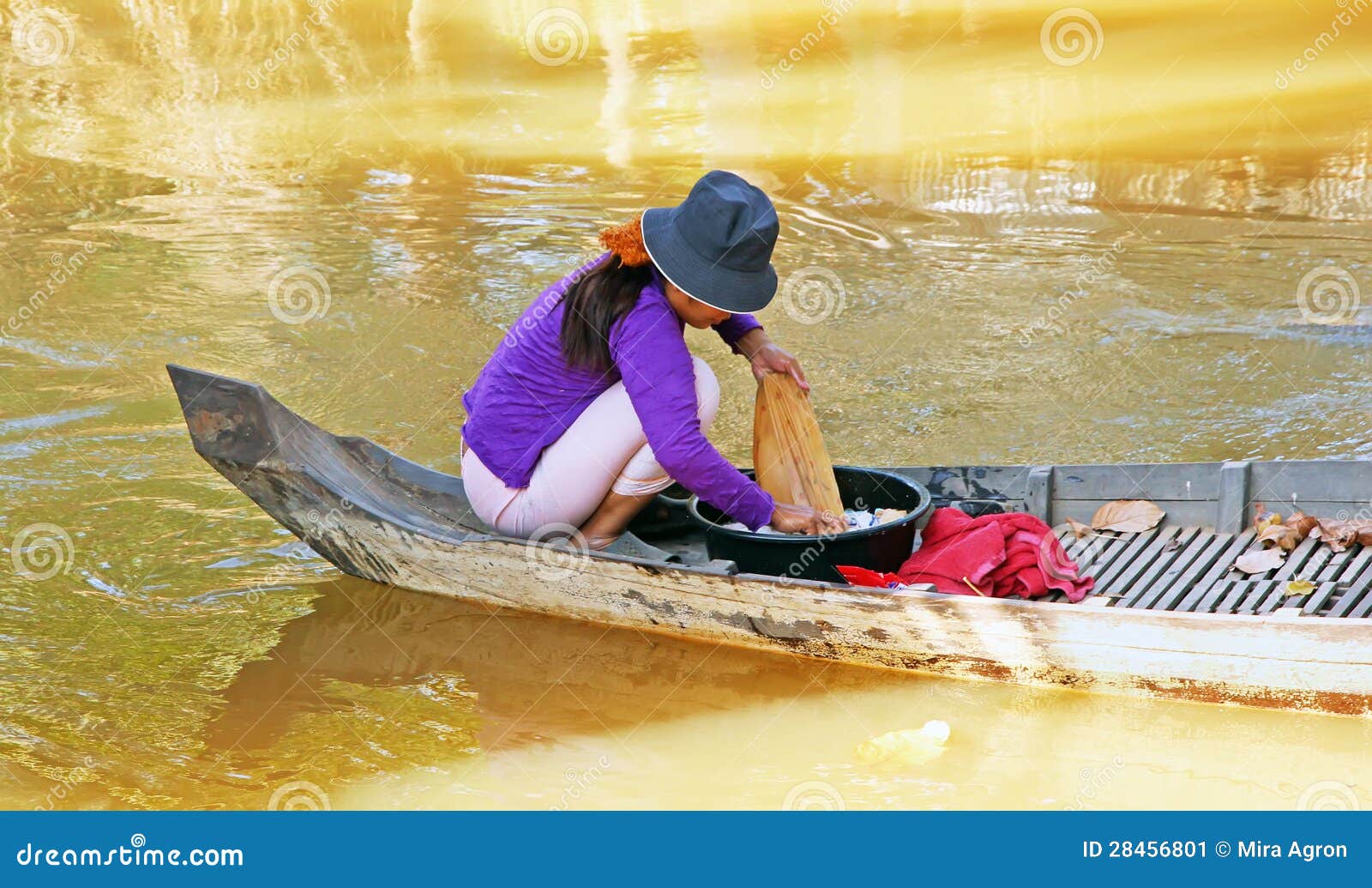 Washing Clothes on the River Editorial Photo - Image of hand, saigon ...