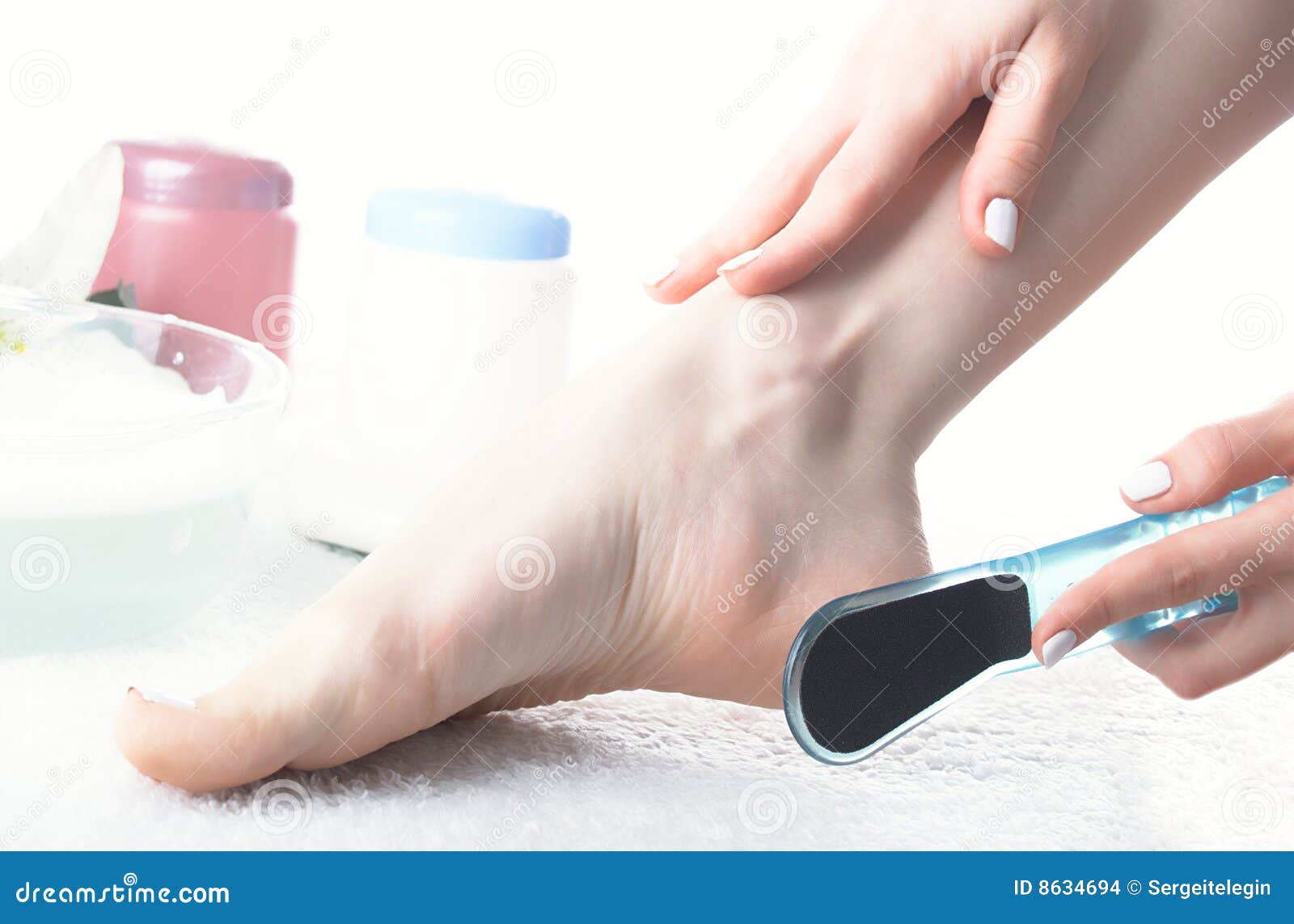 Washing of a female leg stock photo. Image of orchid, foot - 8634694