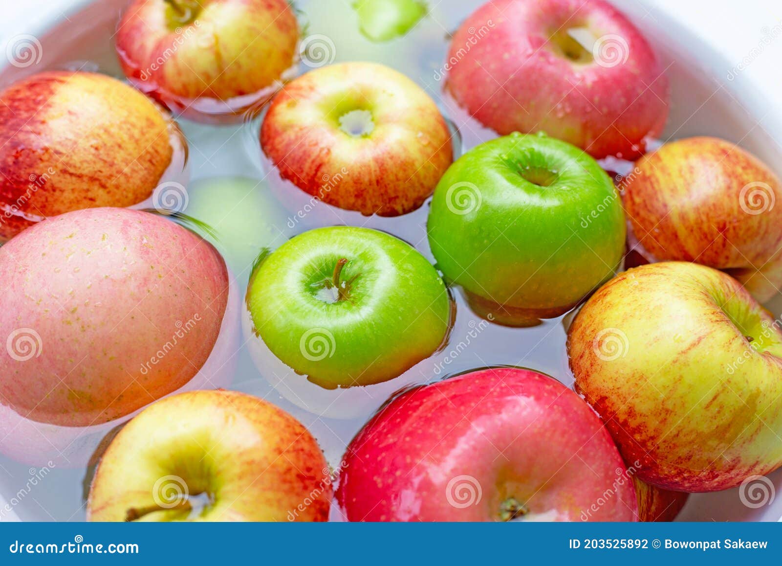 Washing Fresh Apples in the Water Stock Photo - Image of bright, green ...