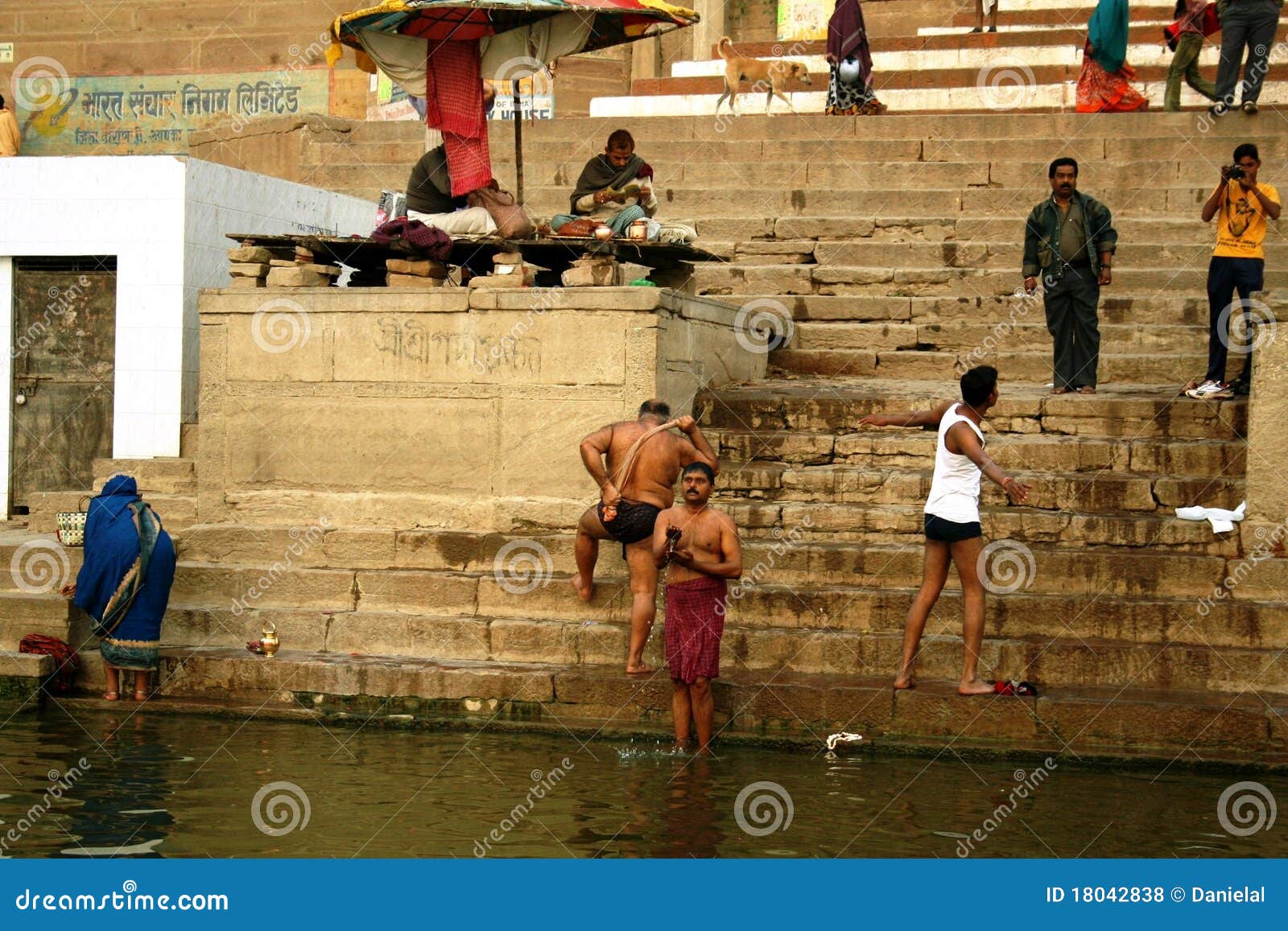 Washing at Ganges river editorial stock photo. Image of hindi - 18042838