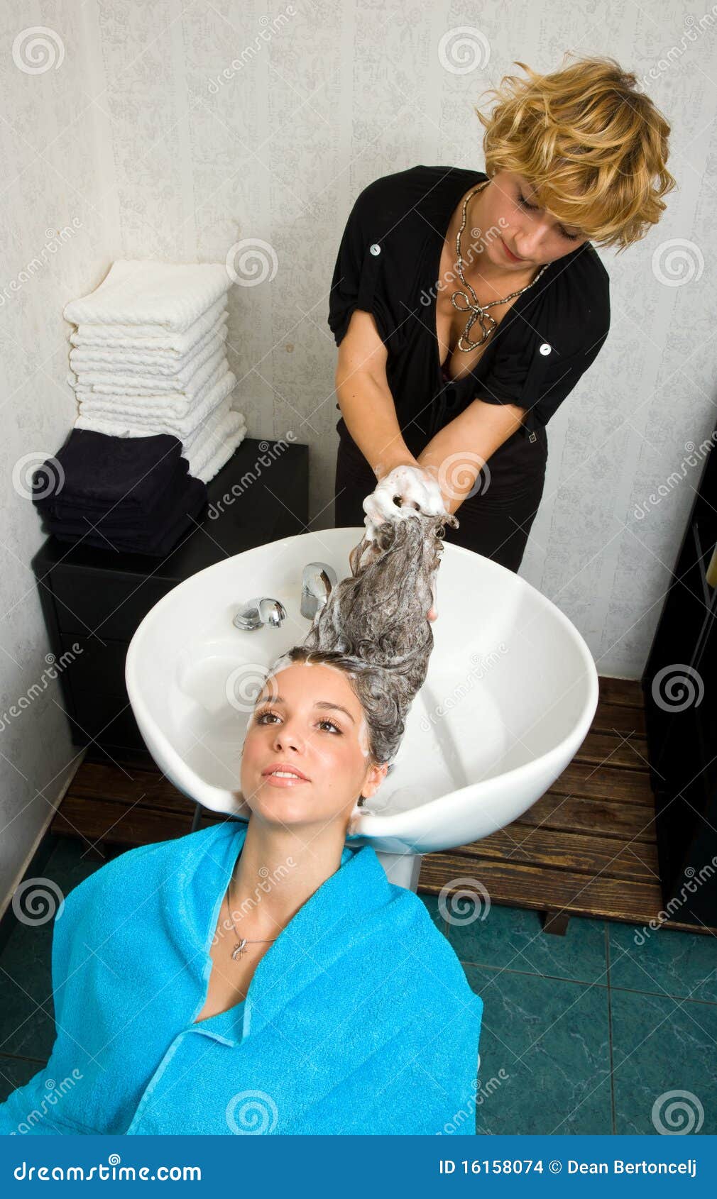 Washing hair stock photo. Image of face, haircut, hairdresser - 16158074