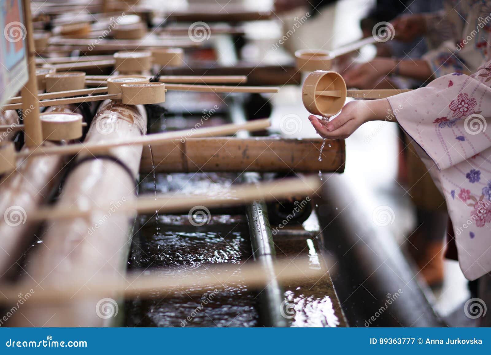 Washing hands stock image. Image of ancient, shinto, japanese - 89363777